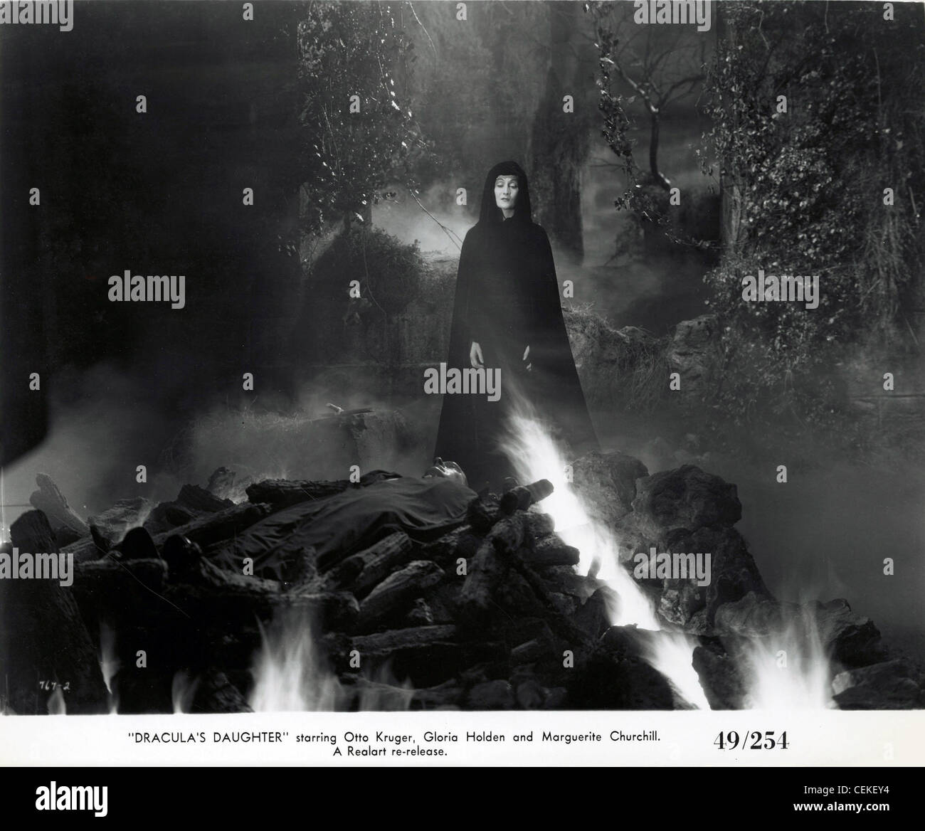 Draculas daughter 1936 gloria holden hi-res stock photography and ...