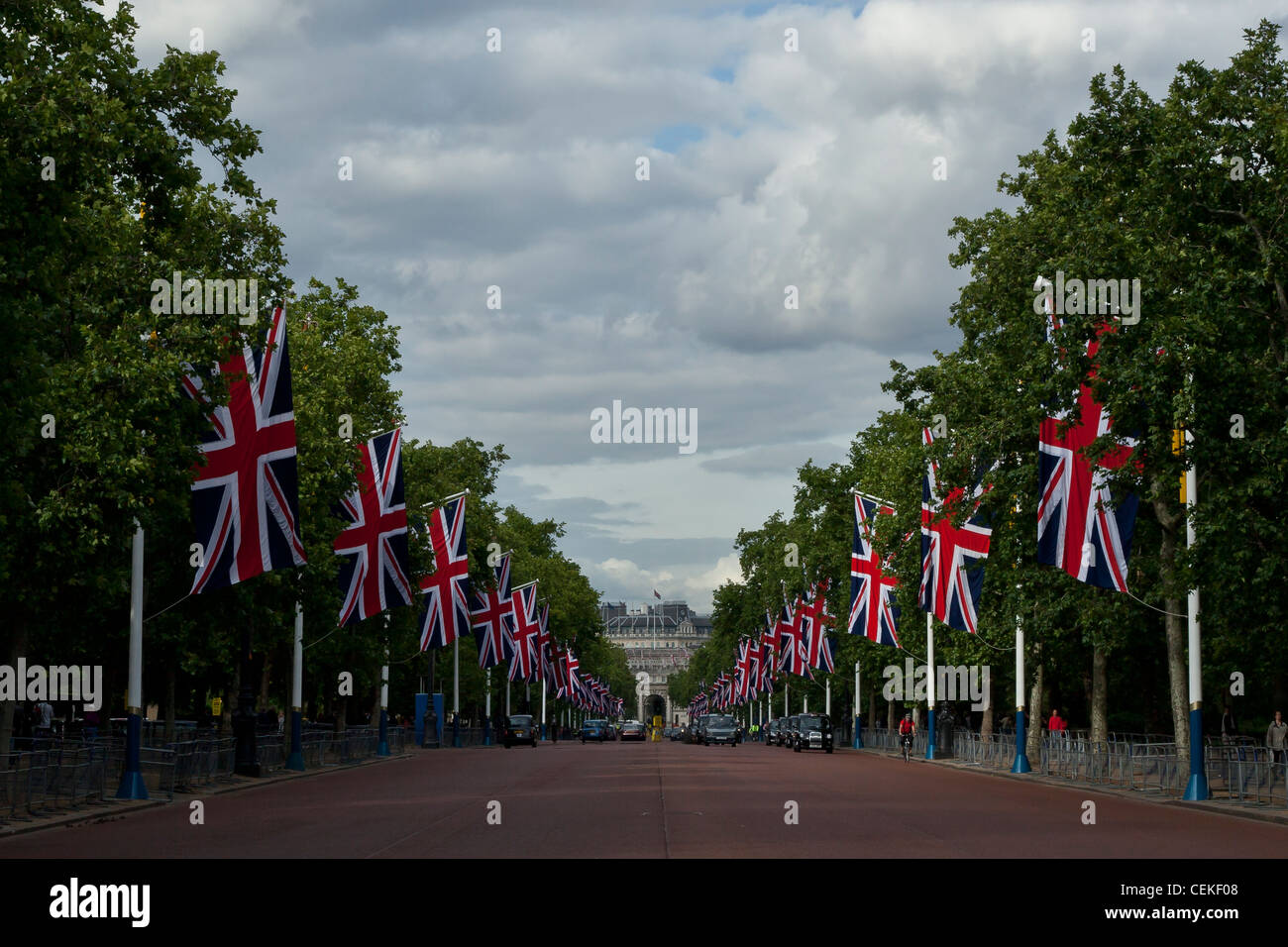 The mall decorated with flags hi-res stock photography and images - Alamy