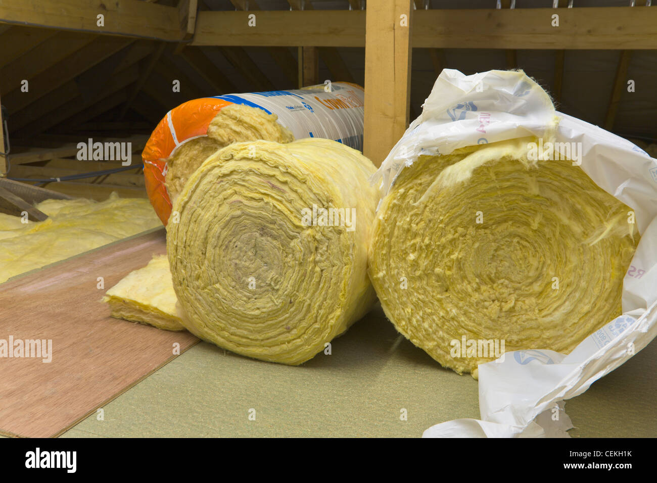 Rolls of loft insulation Stock Photo - Alamy