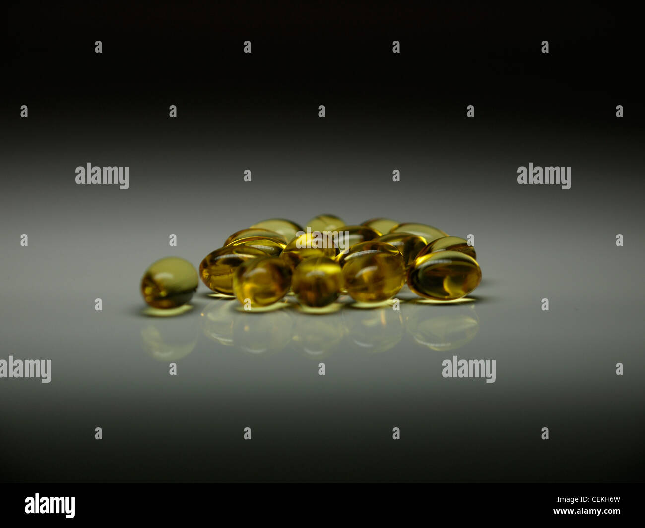 Golden Capsules Stock Photos & Golden Capsules Stock Images - Alamy