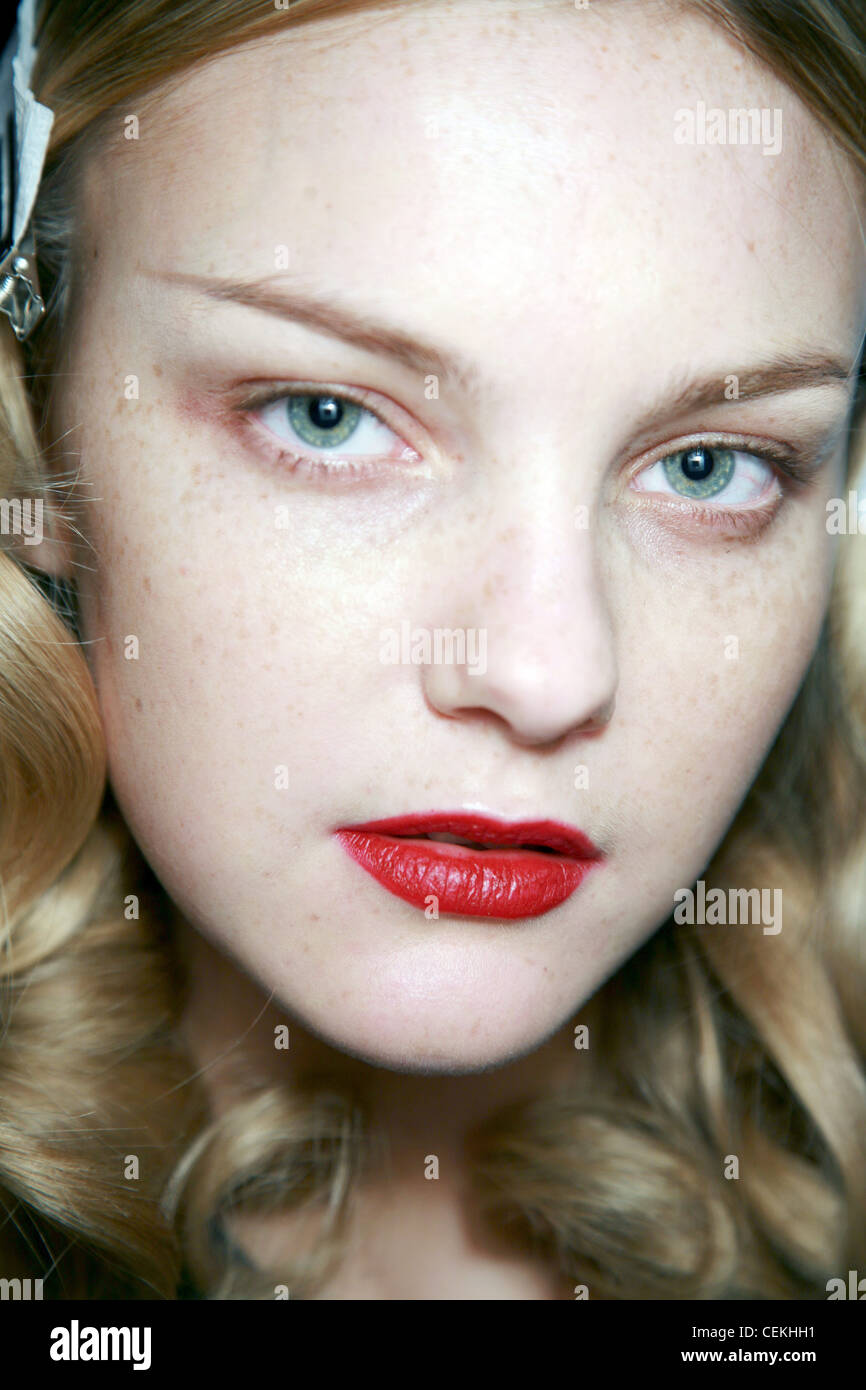 Pointed lipstick hi-res stock photography and images - Alamy