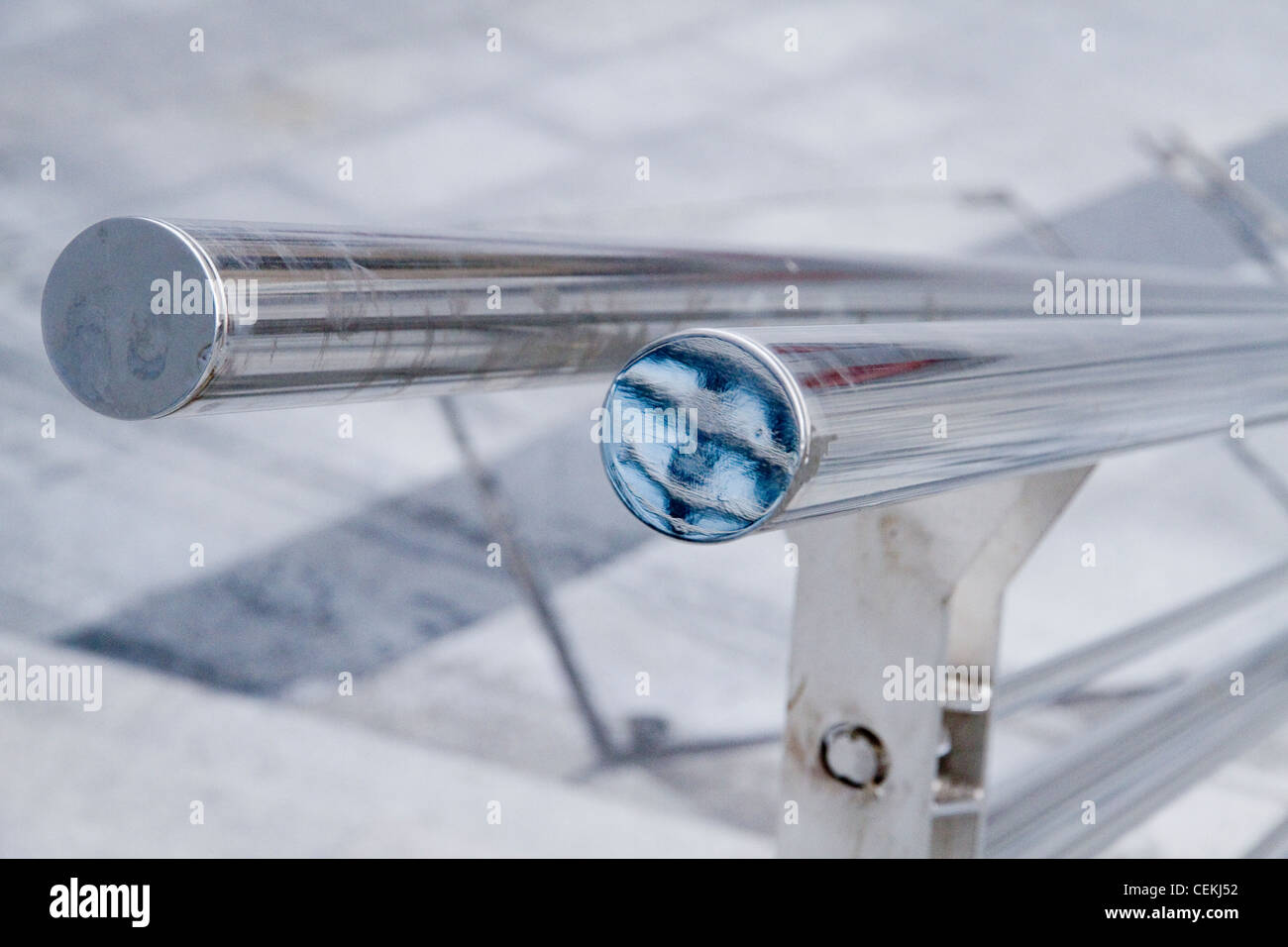 Steel safety rails hi-res stock photography and images - Alamy