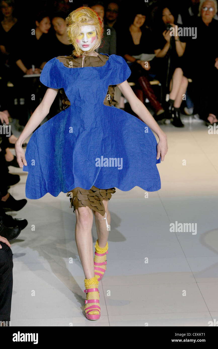 Comme des Garcons Paris Ready to Wear Spring Summer Clown Style: Female ...