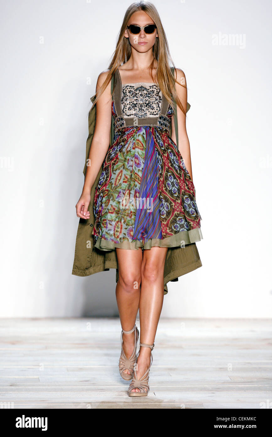 Philosophy New York Ready to Wear Spring Summer Model wearing a layered ...