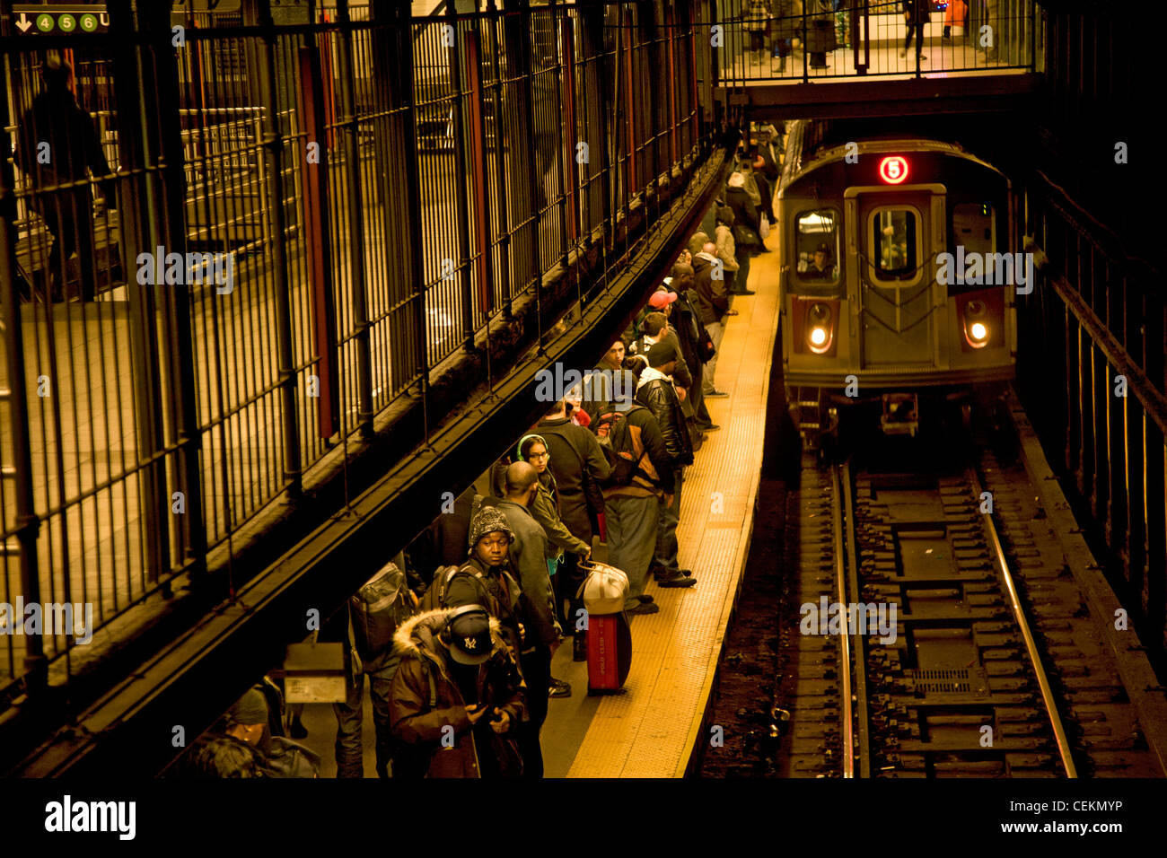 14th street union square subway station hi-res stock photography and images - Alamy