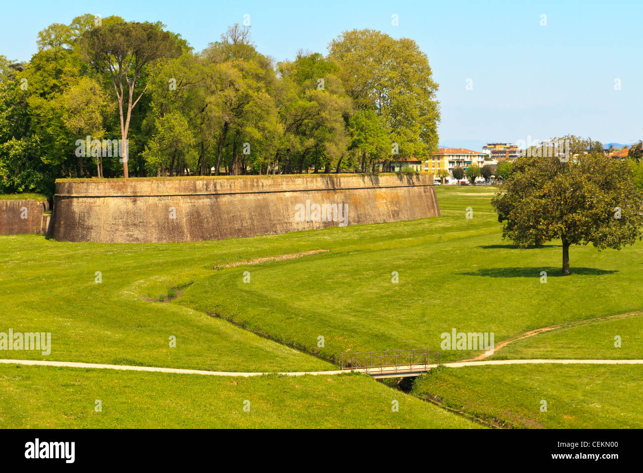 Lucca city wall fortifications in spring, Tuscany, Italy Stock Photo ...