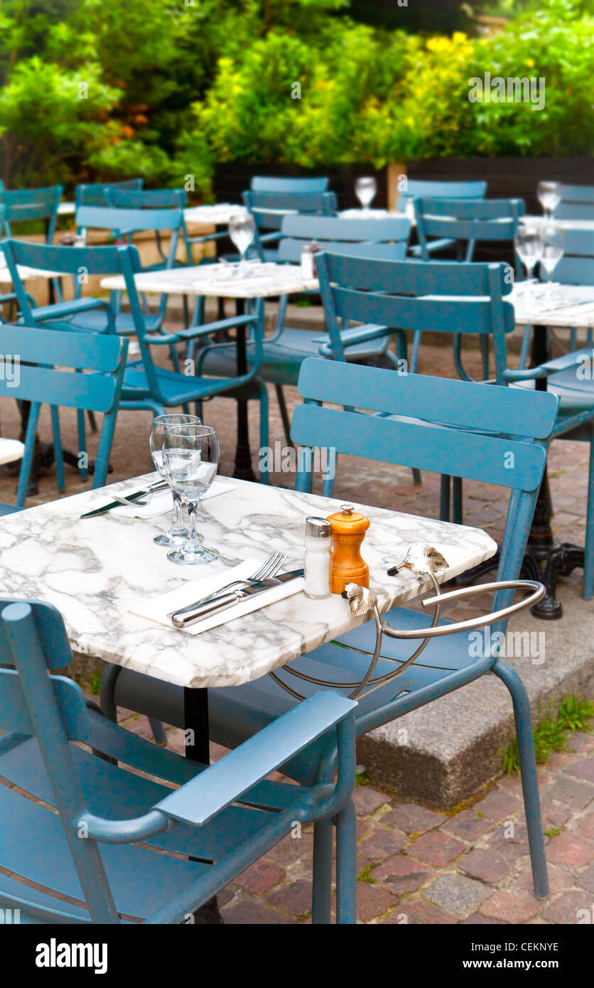 Paris French Bar High Resolution Stock Photography and Images - Alamy