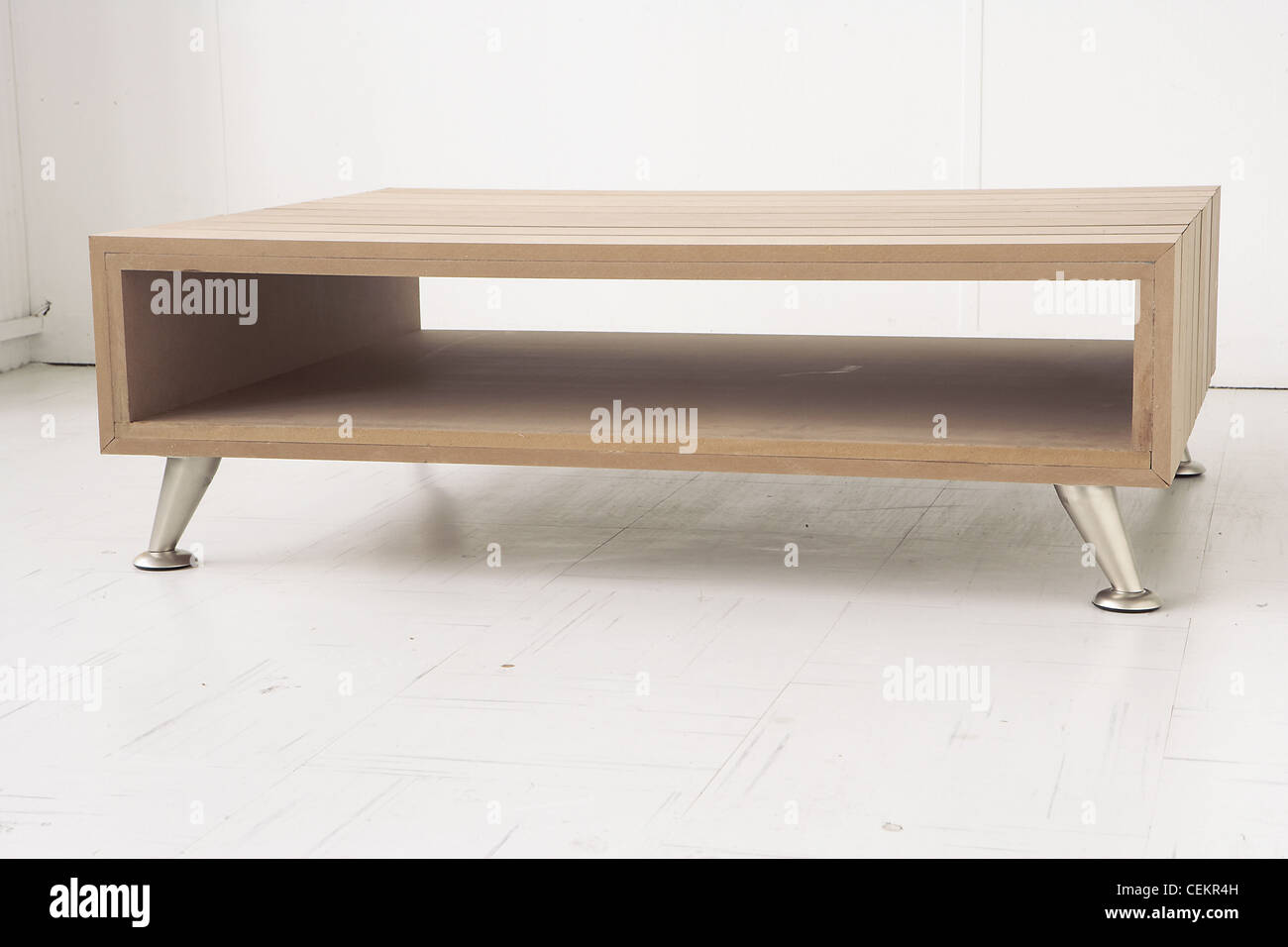 Tabled designs The simple design of this coffee table can be adapted to ...