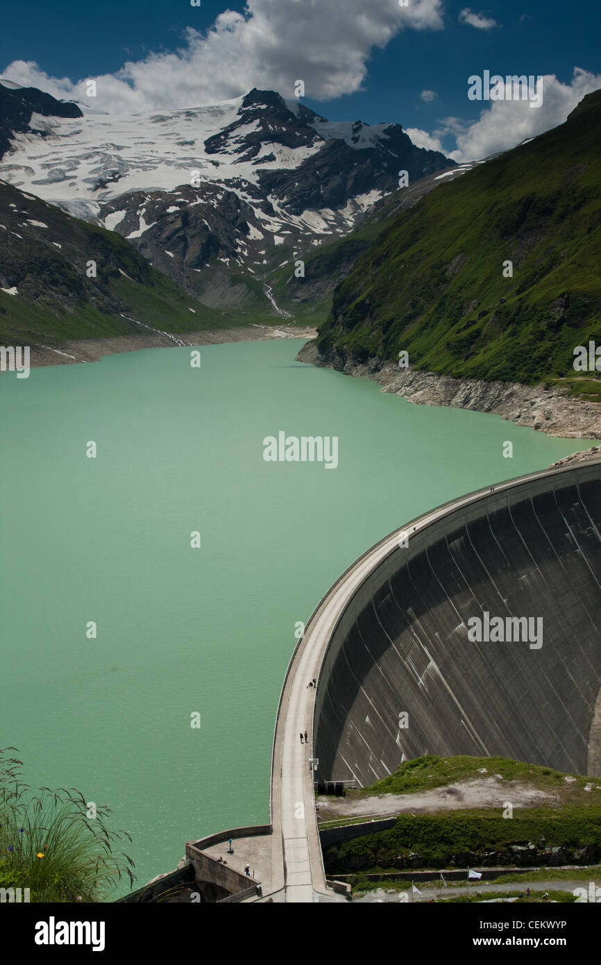 Kaprun Dam, lake and Alps in Austria Stock Photo - Alamy