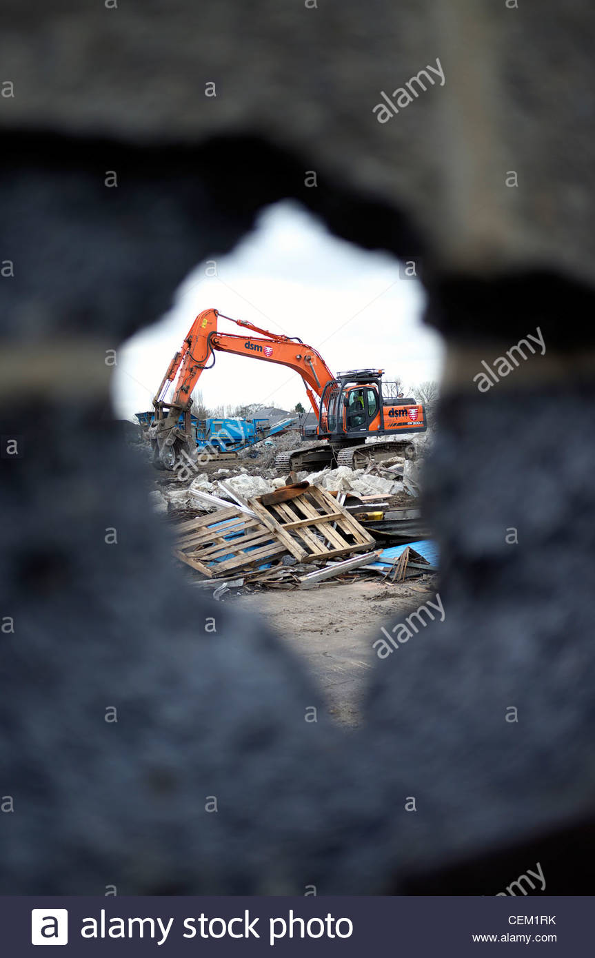 Demolition Work Uk High Resolution Stock Photography and Images - Alamy