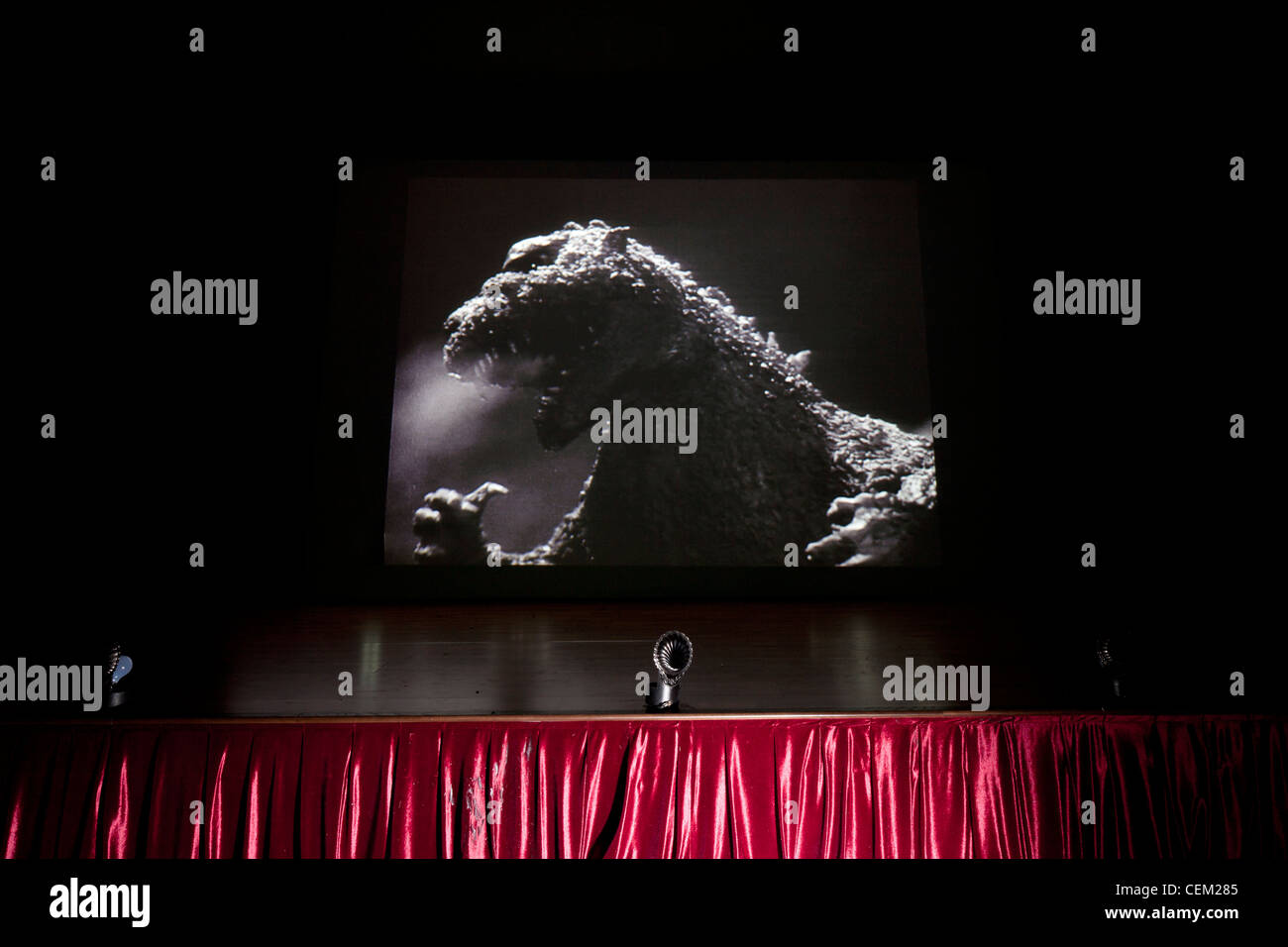 Godzilla hi-res stock photography and images - Alamy
