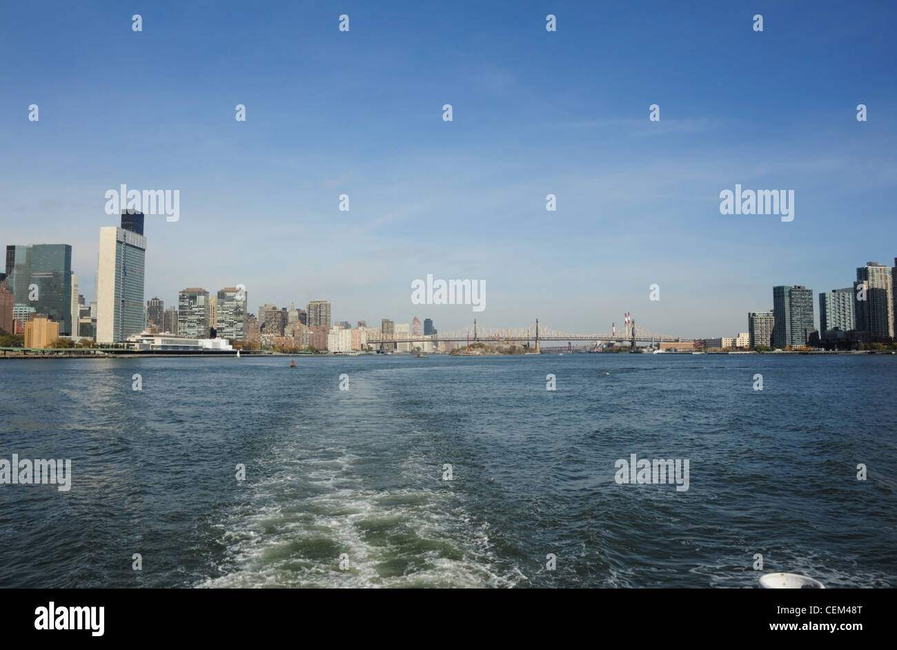 Blue sky view, from stern Circle Line Cruise Boat, blue waters East ...