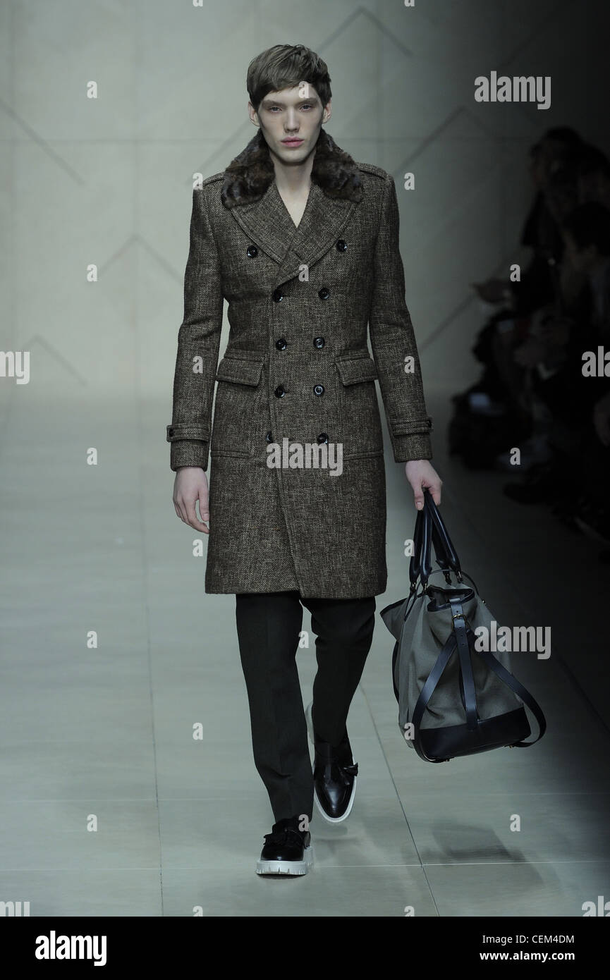 Burberry model male hi-res stock photography and images - Alamy