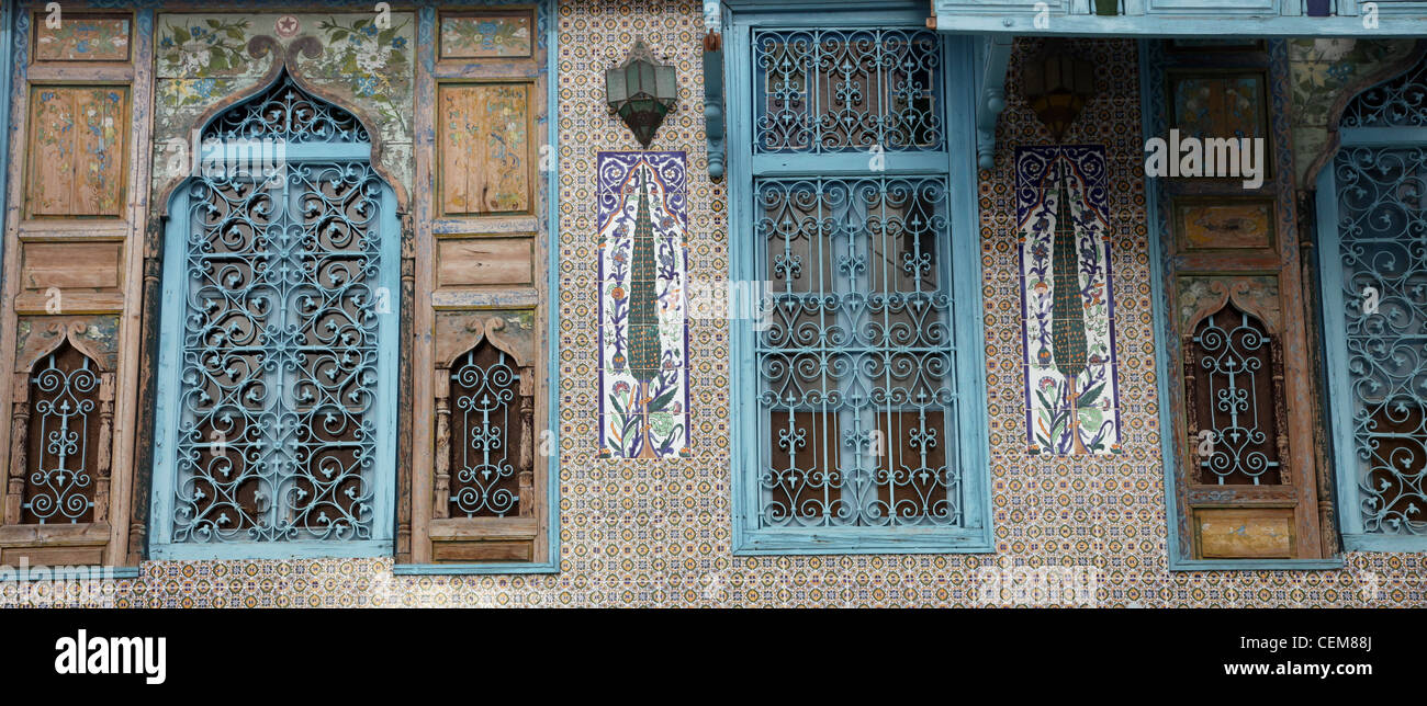 Old Tunisian window with classical Arab ornaments Stock Photo - Alamy