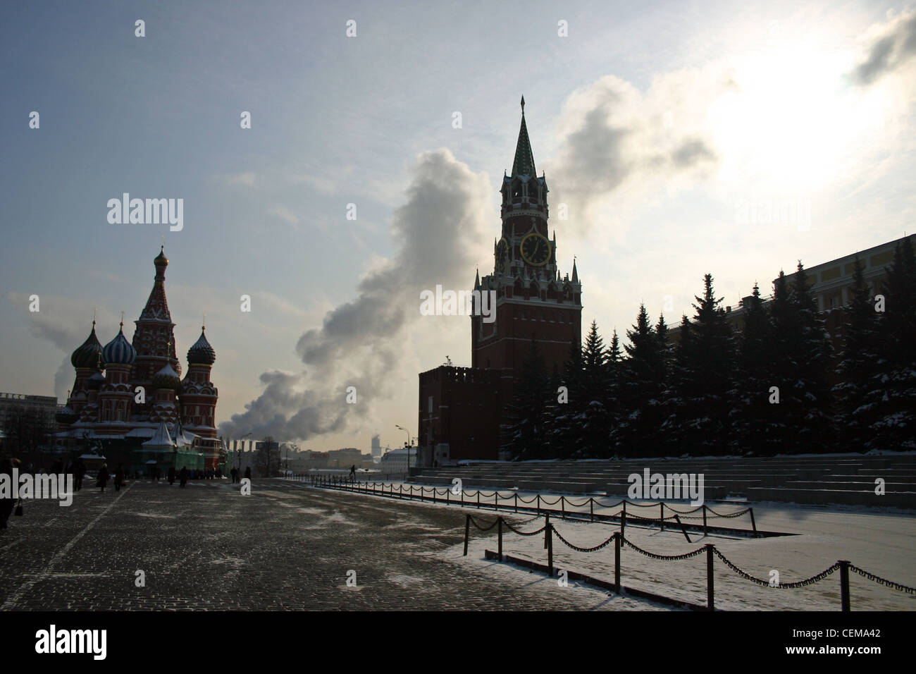 Red Square in Moscow with the Kremlin and Lenin's tomb on the right ...