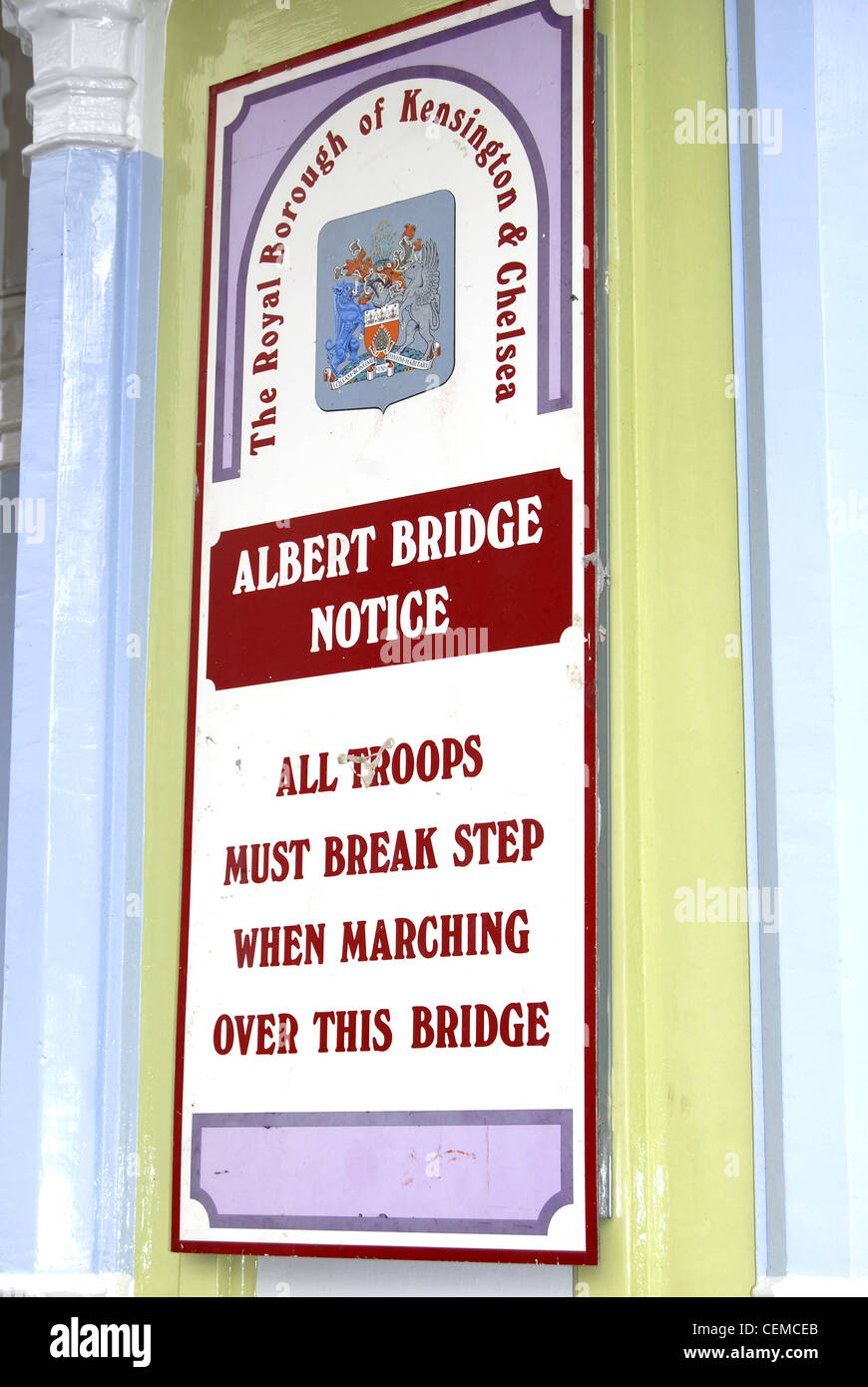 Bridge check hi-res stock photography and images - Alamy