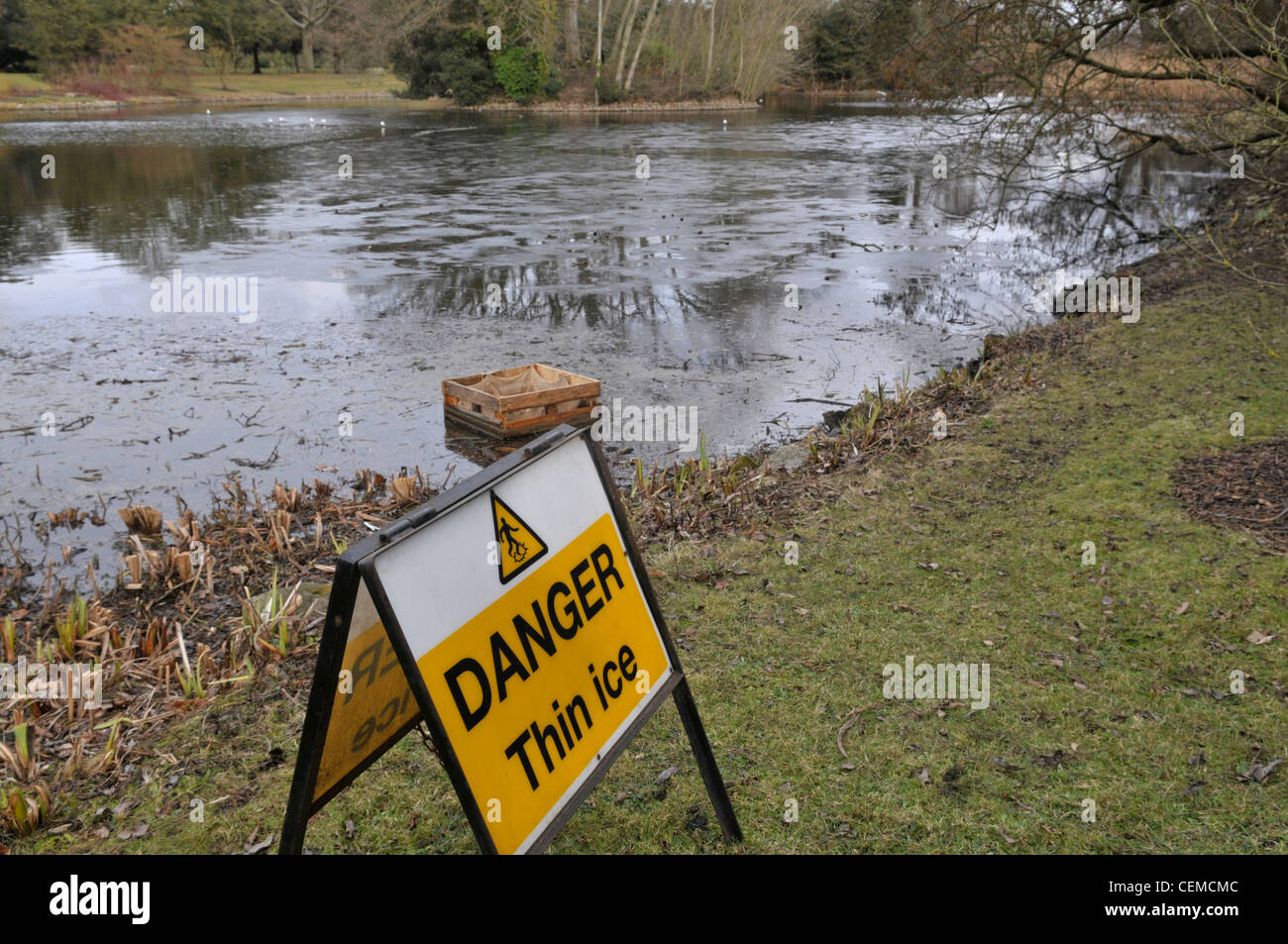 Pond danger hi-res stock photography and images - Alamy