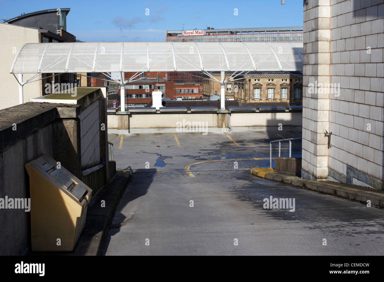 Car park ramp hi-res stock photography and images - Alamy