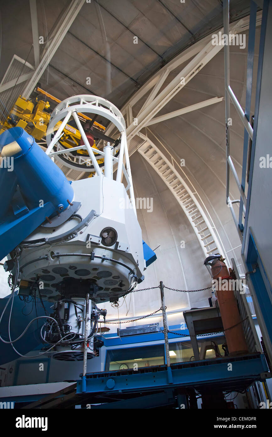 Telescope observatory inside hi-res stock photography and images - Alamy
