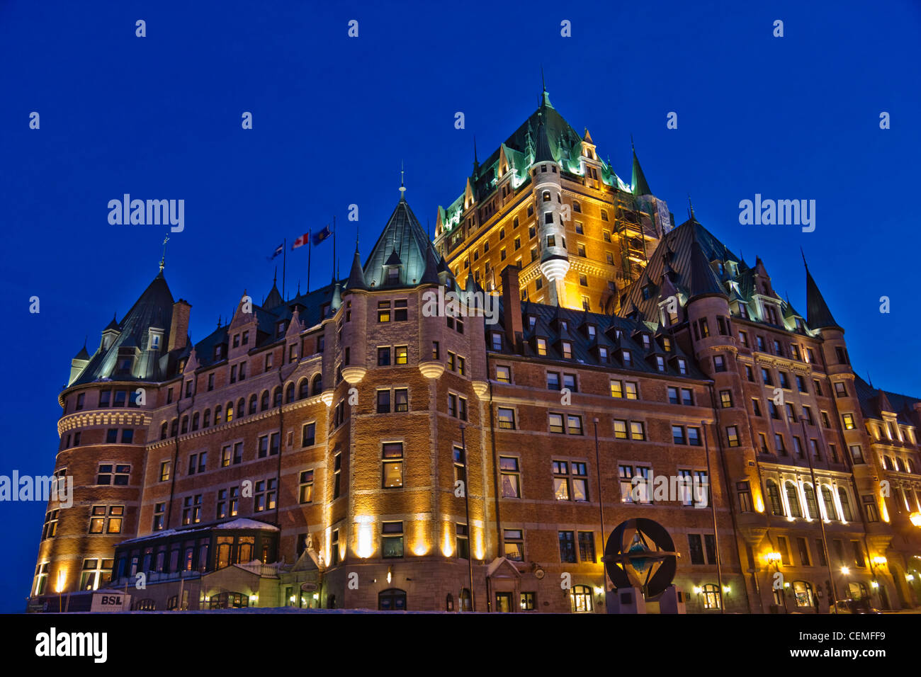 Canadian city at night hi-res stock photography and images - Alamy