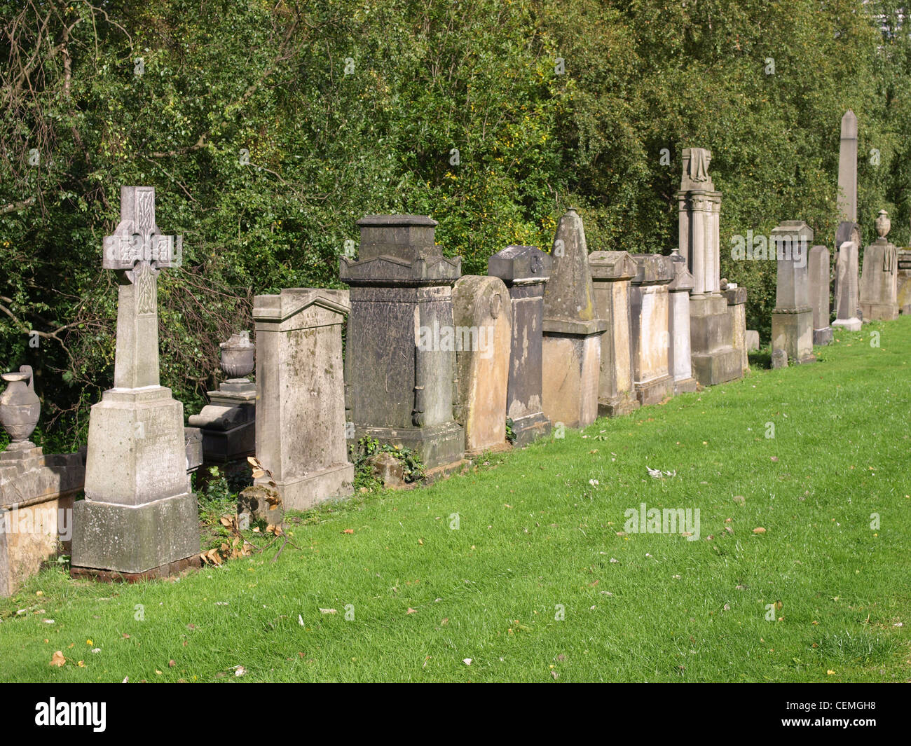 The Glasgow necropolis, Victorian gothic garden cemetery in Scotland ...