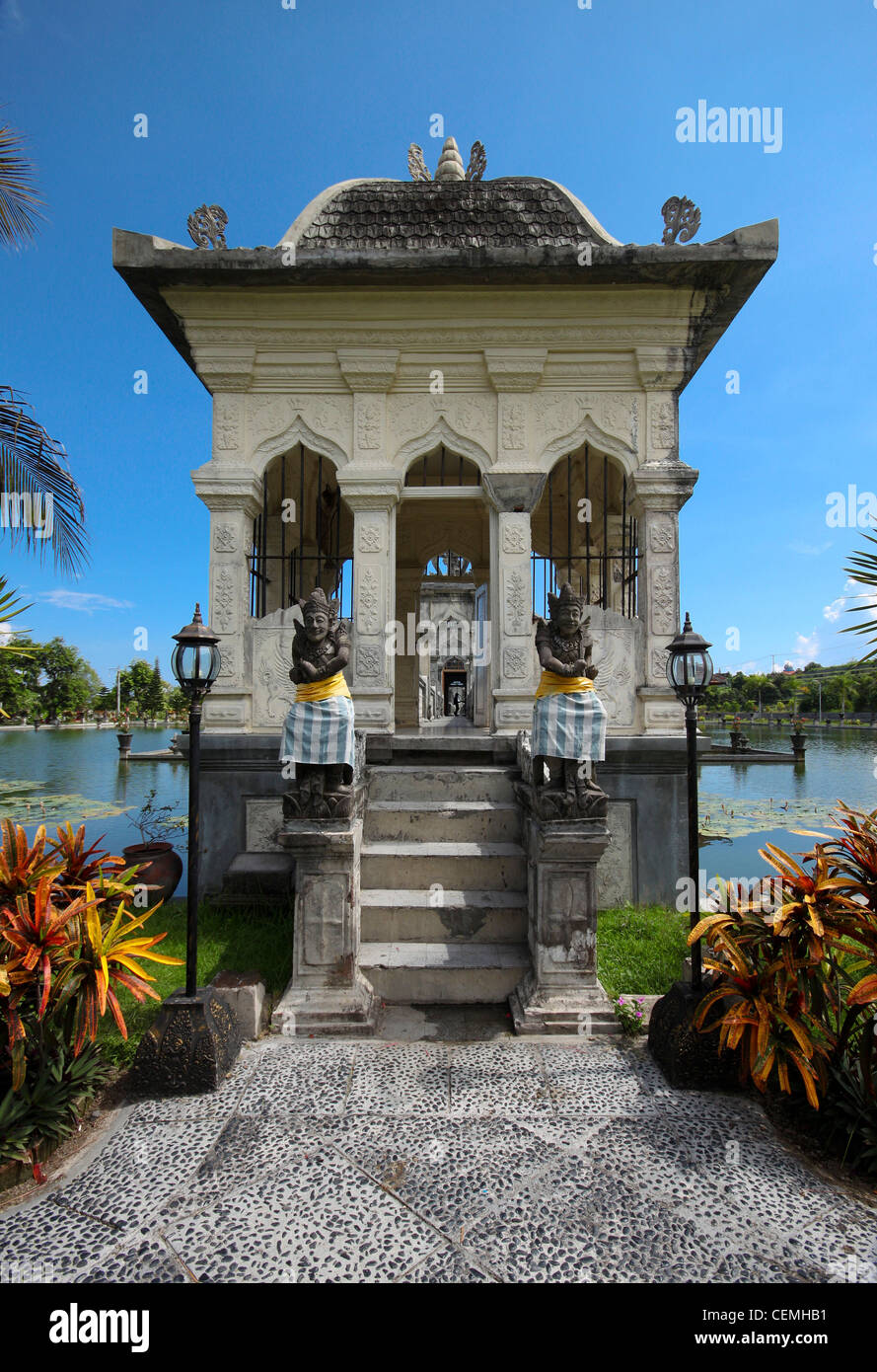 Balinese architecture hi-res stock photography and images - Alamy