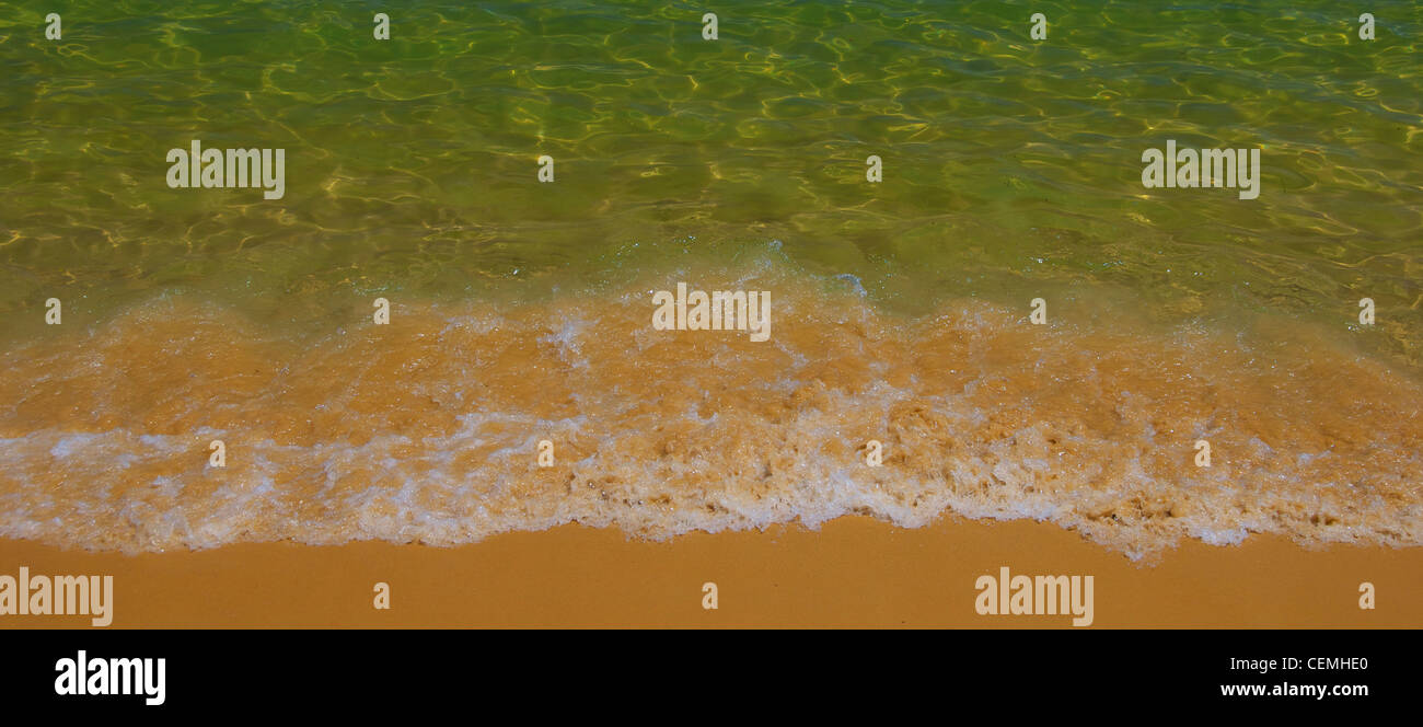 The edge of the wave hi-res stock photography and images - Alamy