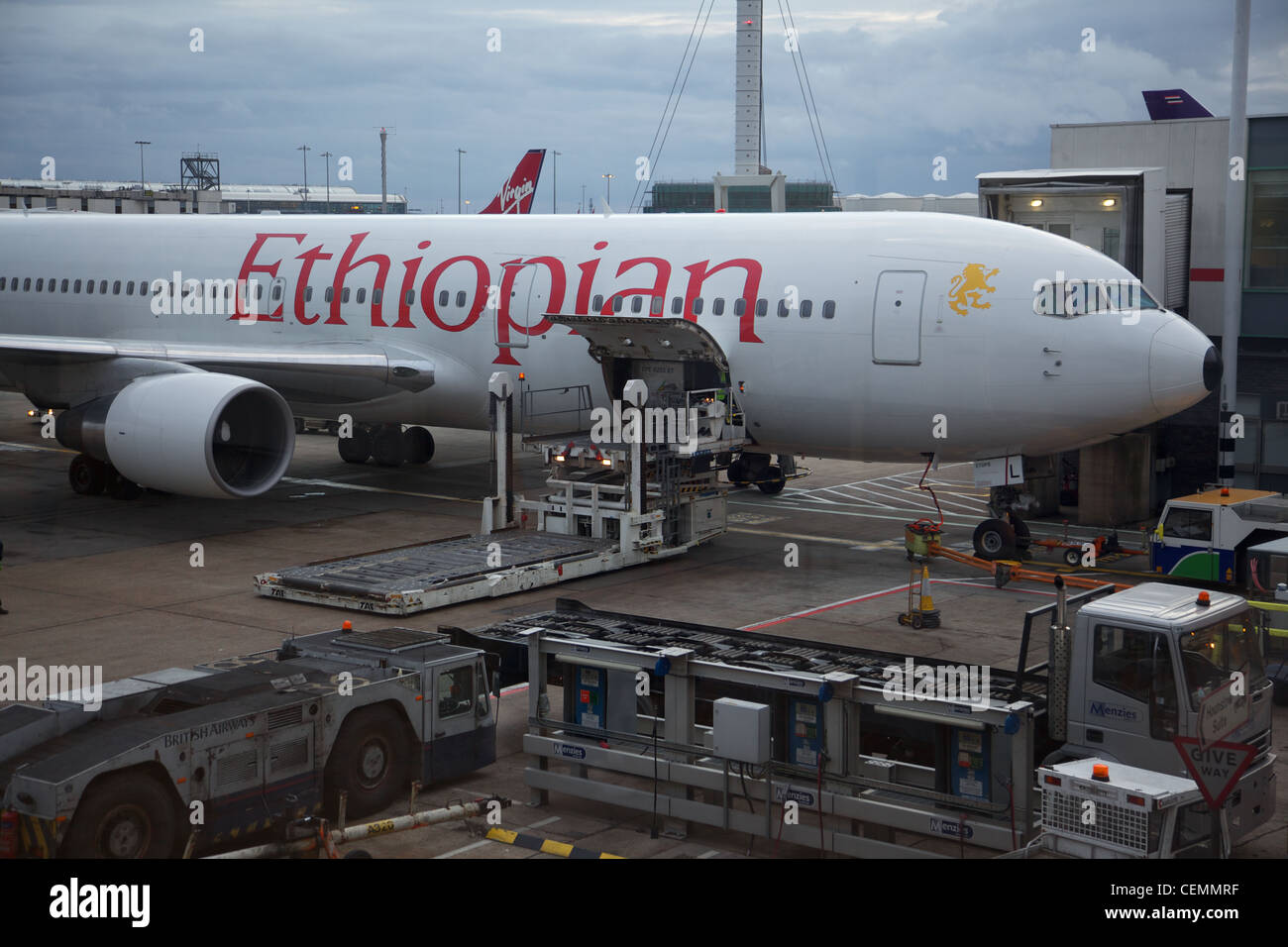 Boeing 767 hi-res stock photography and images - Alamy