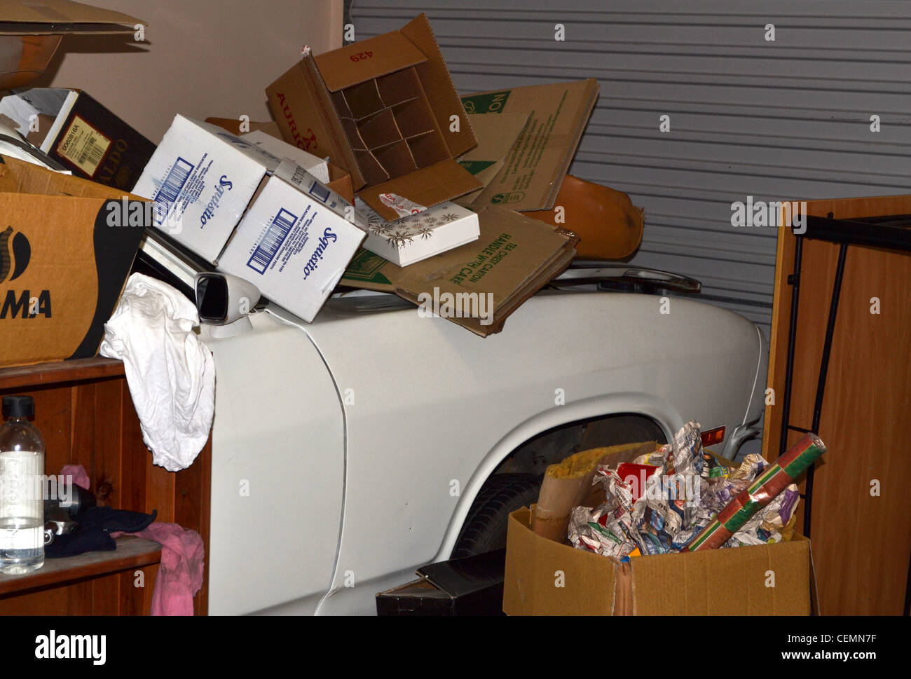 Messy Garage High Resolution Stock Photography and Images - Alamy