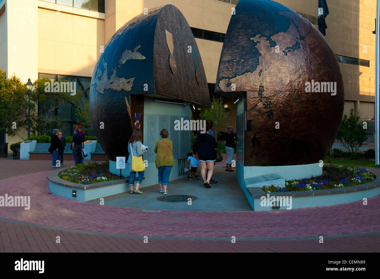 Earth split, WW2 memorial in Savannah, GA Stock Photo - Alamy