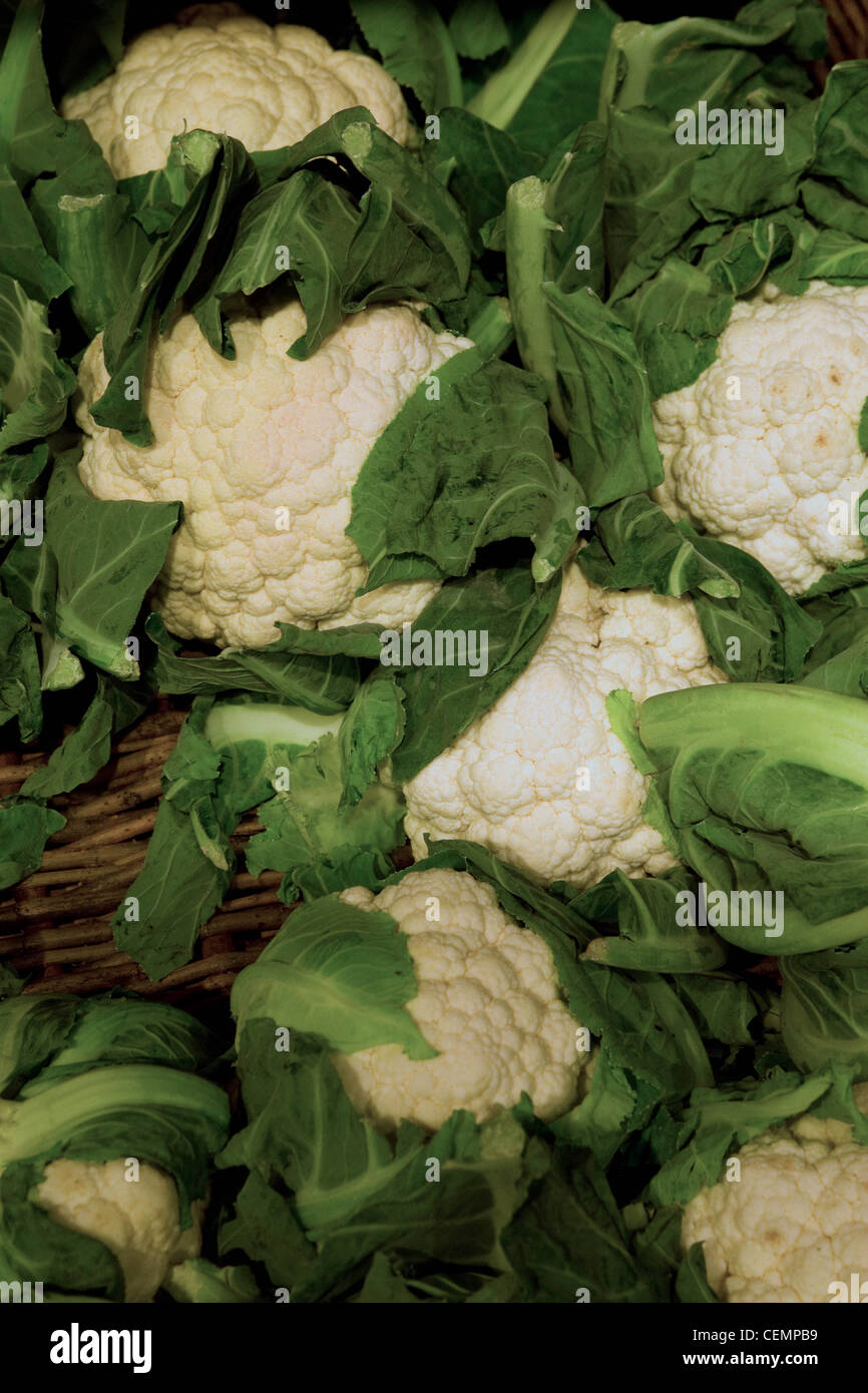 Cauliflower on display in a farm shop Stock Photo - Alamy