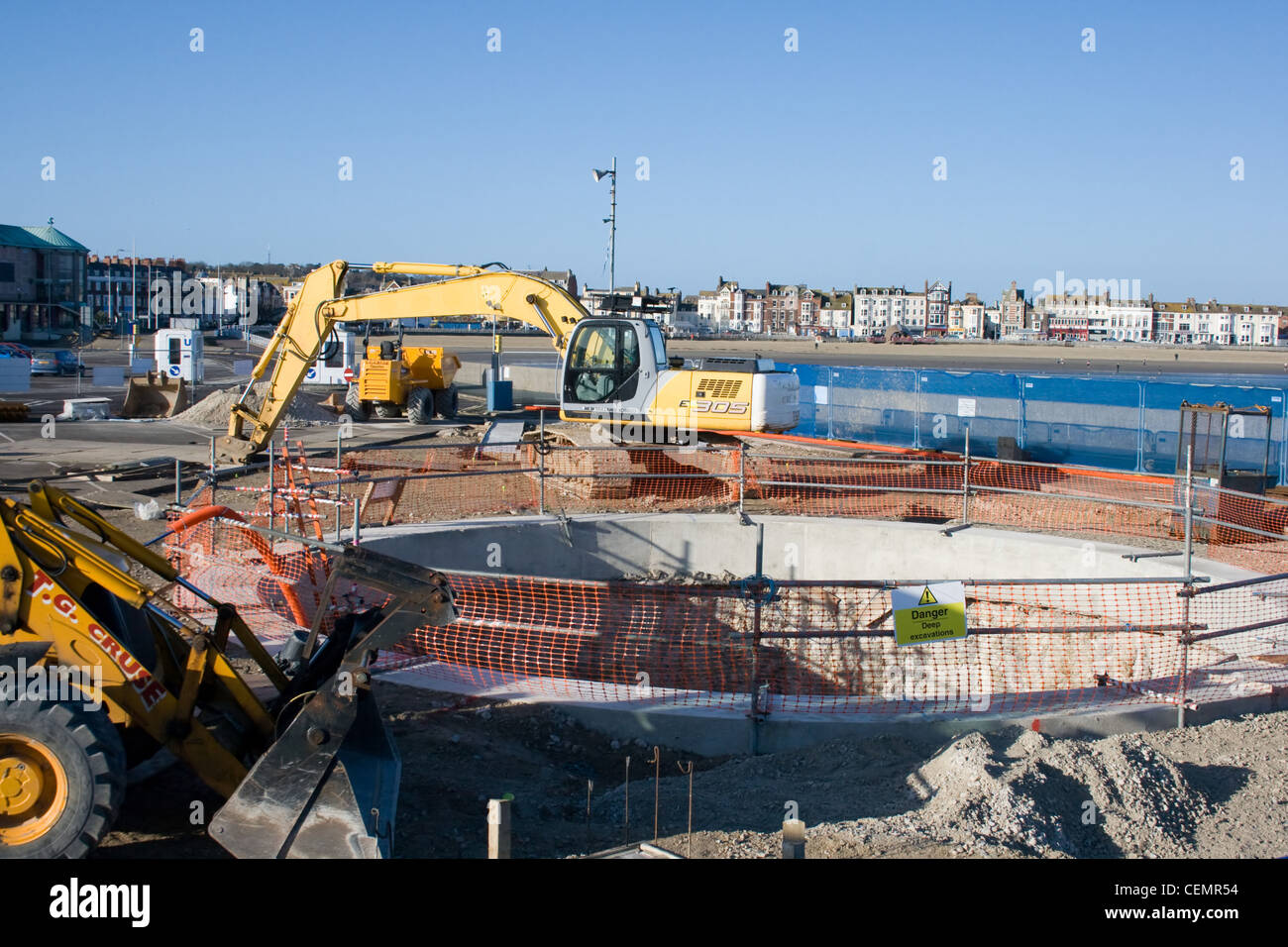 Weymouth sealife tower hi-res stock photography and images - Alamy