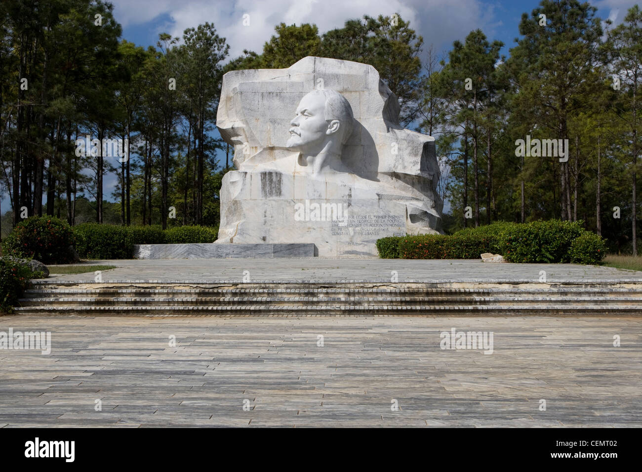 Parque lenin hi-res stock photography and images - Alamy