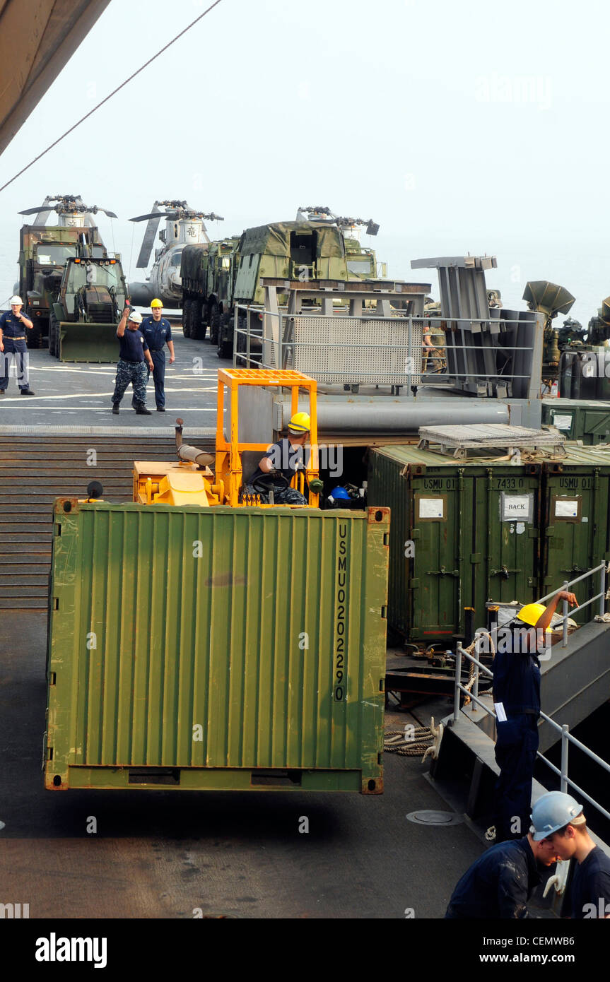 Backloading High Resolution Stock Photography and Images - Alamy