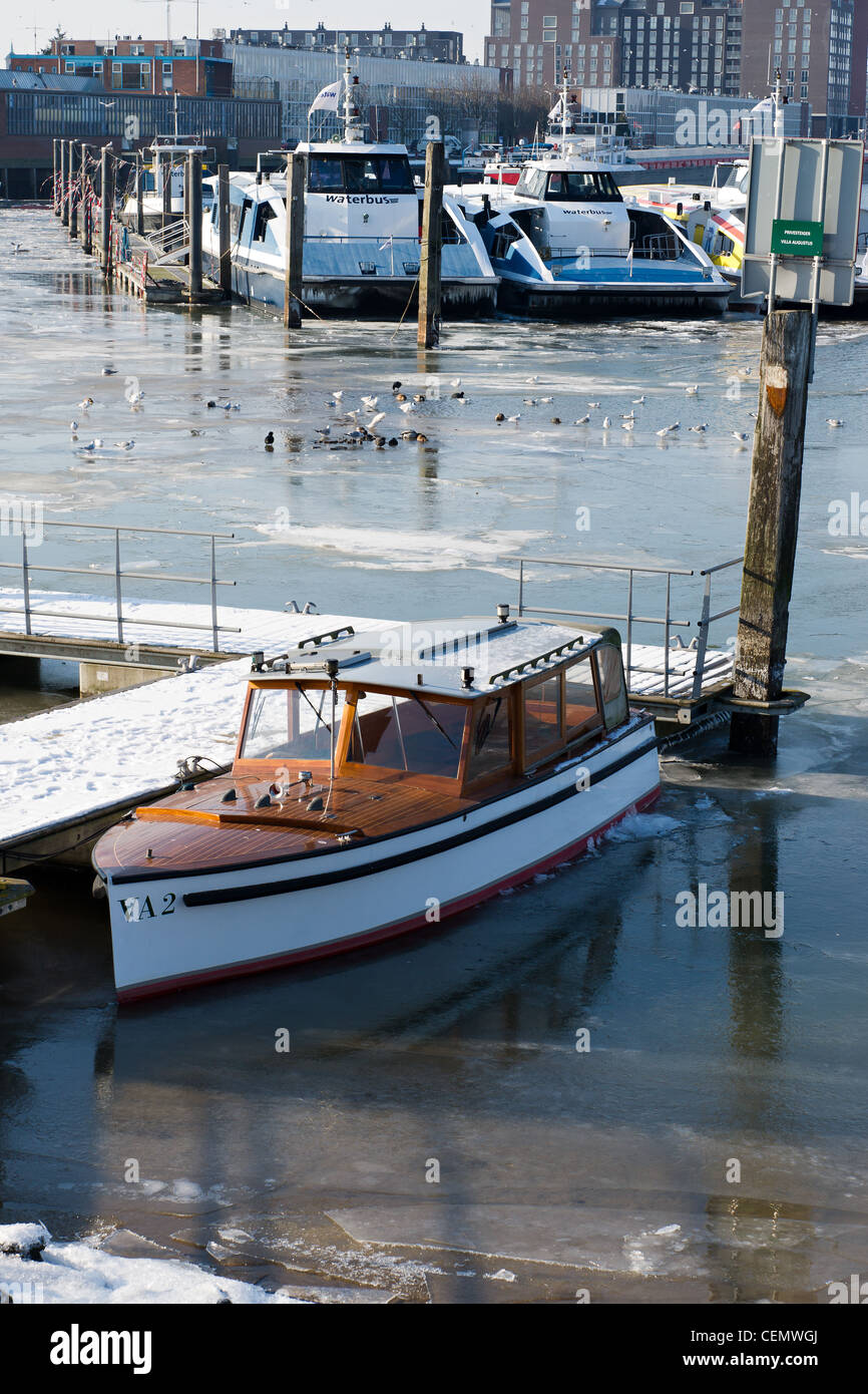Small river in holland hi-res stock photography and images - Alamy
