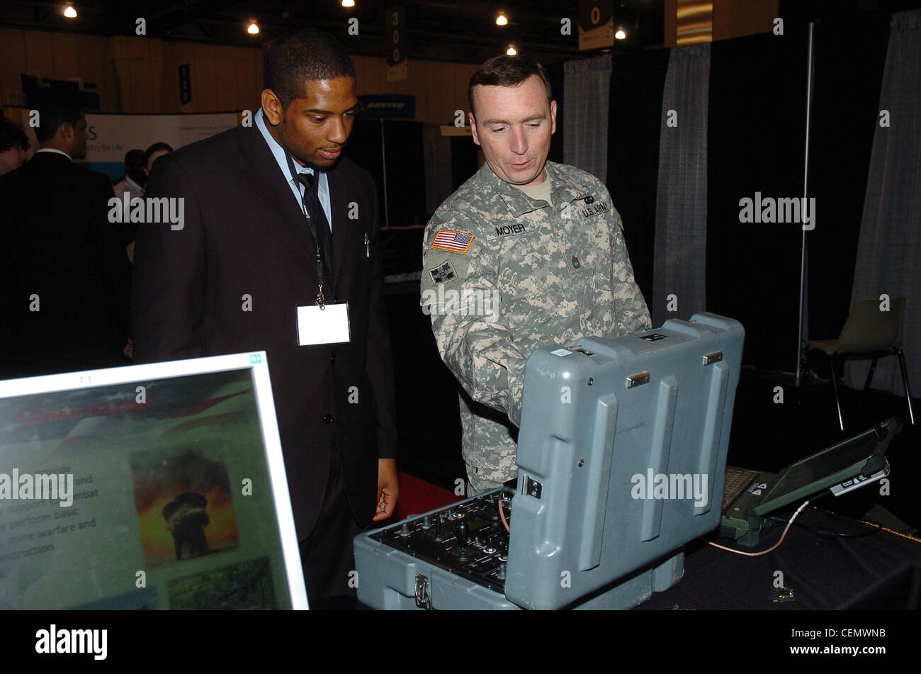 Sgt 1st class todd moyer hi-res stock photography and images - Alamy