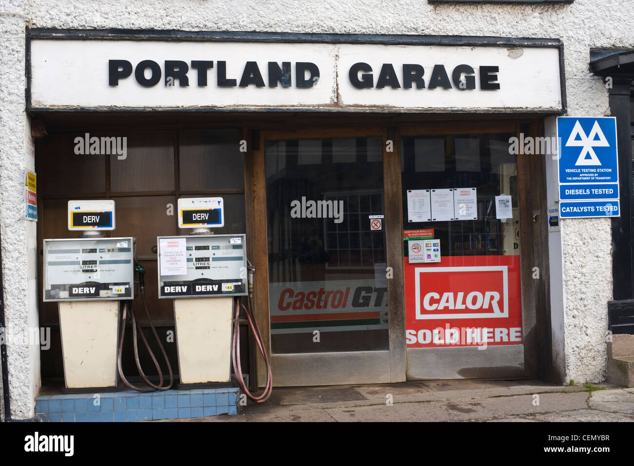 Local garage in picturesque English village of Weobley Herefordshire ...