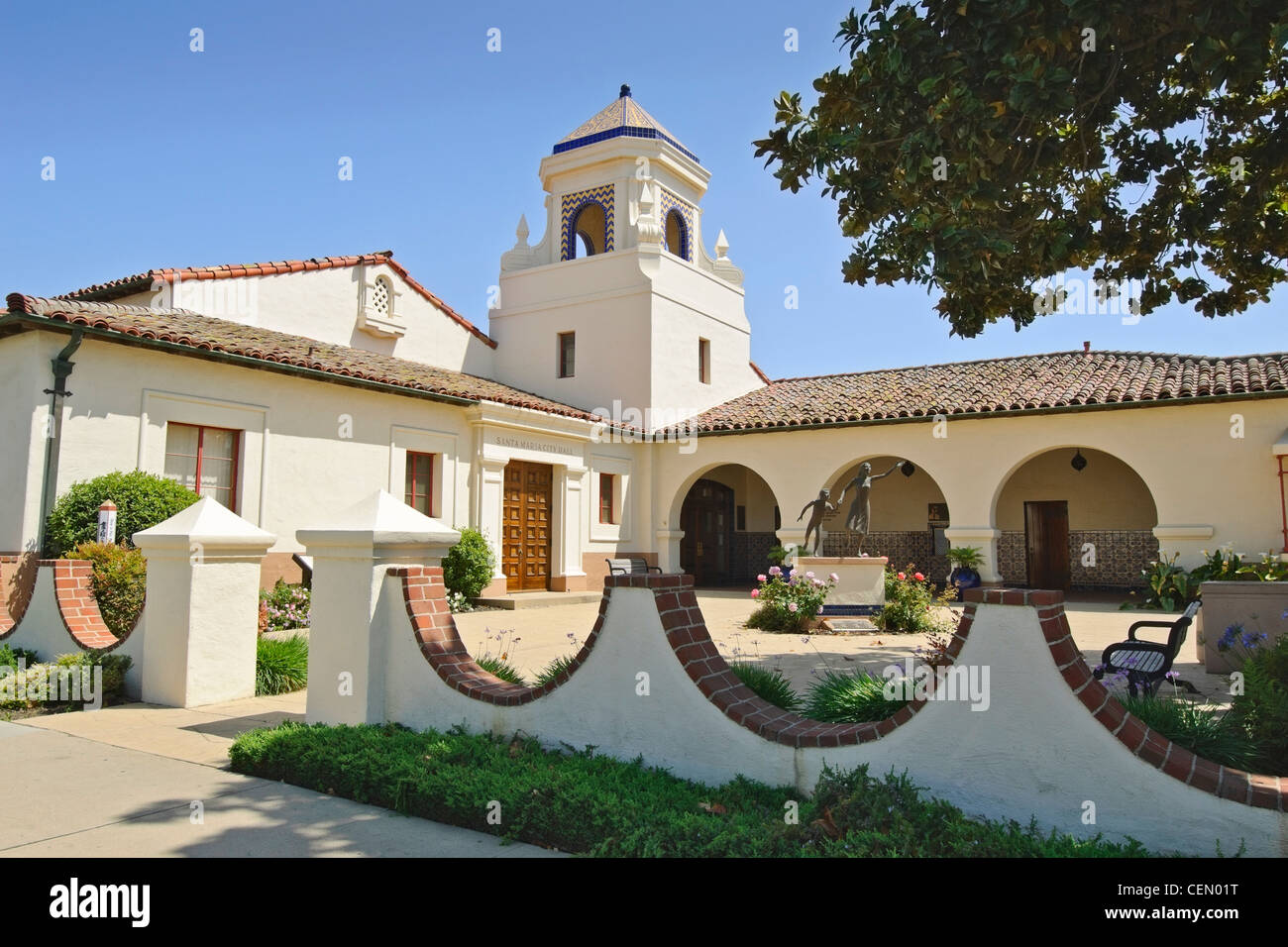 Santa Maria City Hall Stock Photo - Alamy