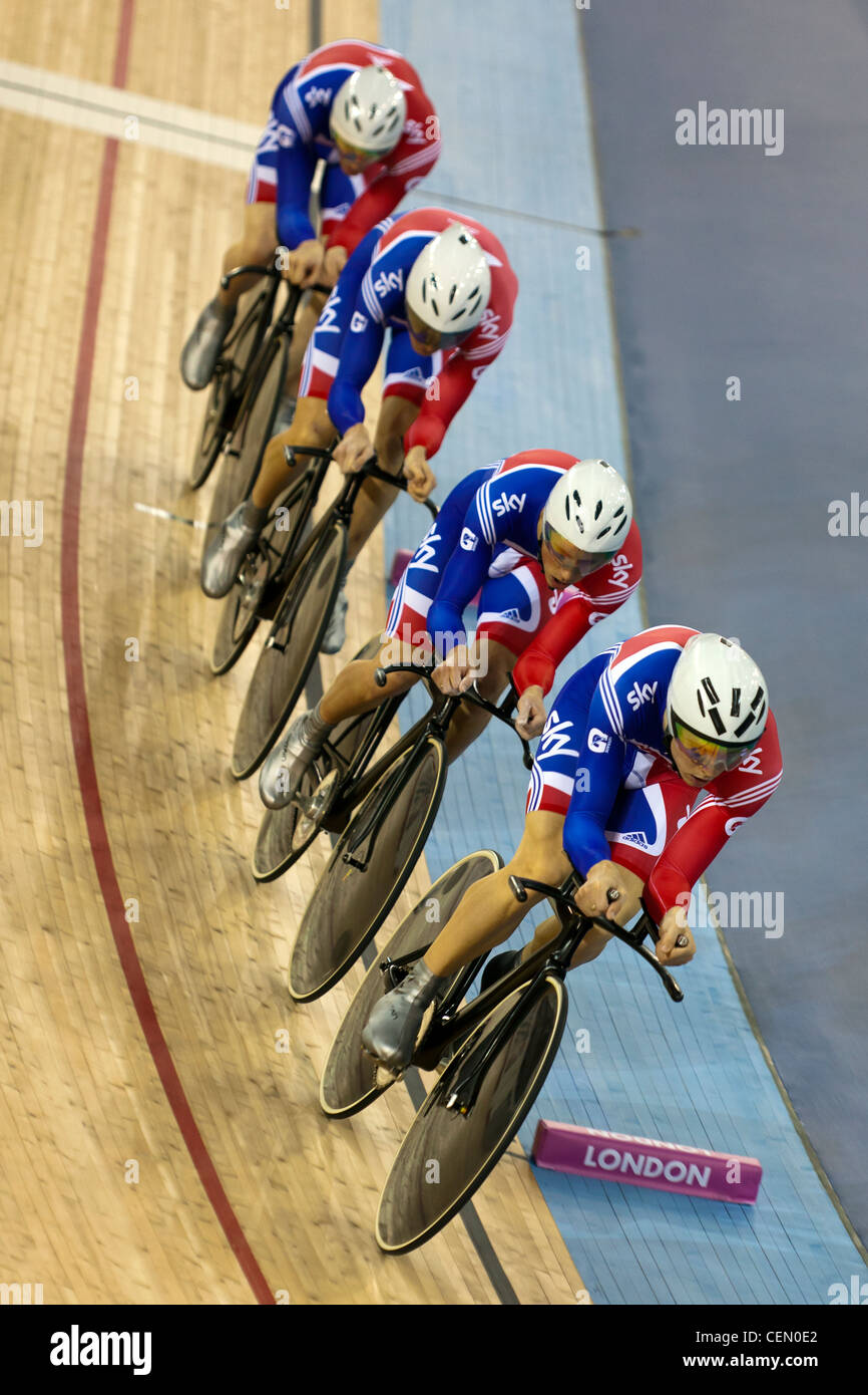 Team pursuit hi-res stock photography and images - Alamy