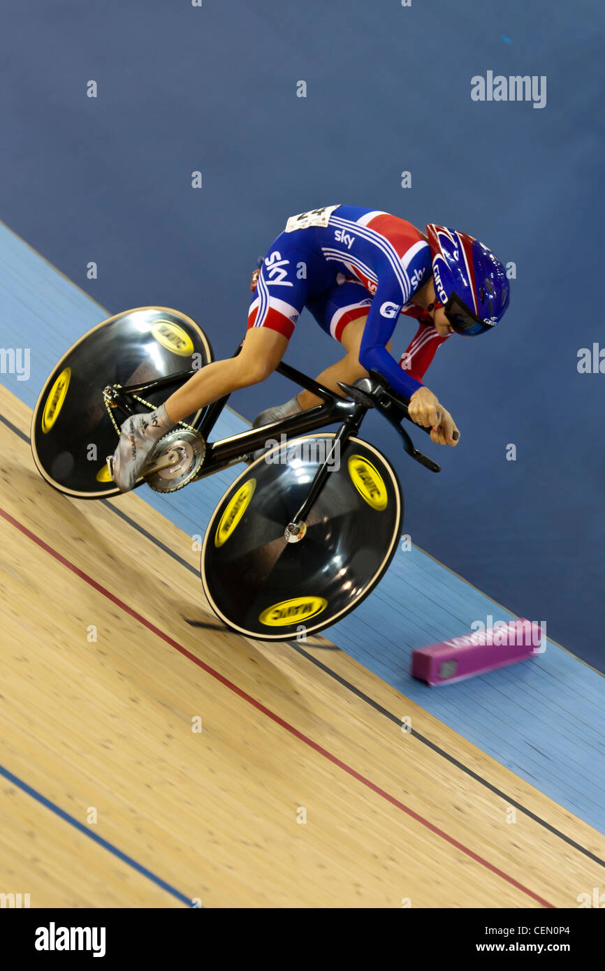 Laura trott hi-res stock photography and images - Alamy