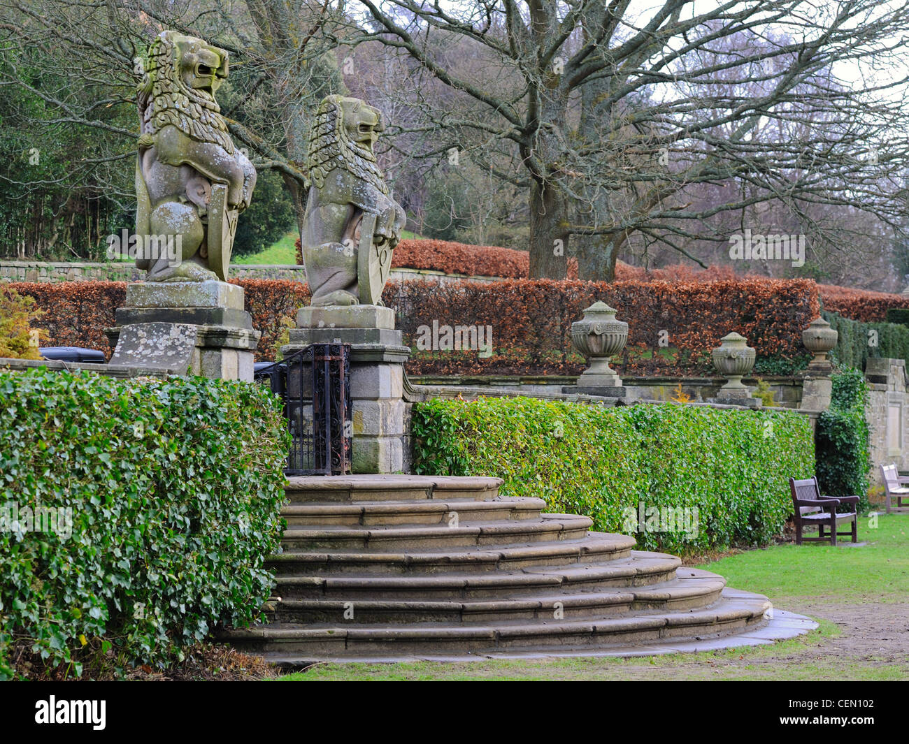 Rear gateway to the formal gardens of Pollok House, in Pollok Estate ...