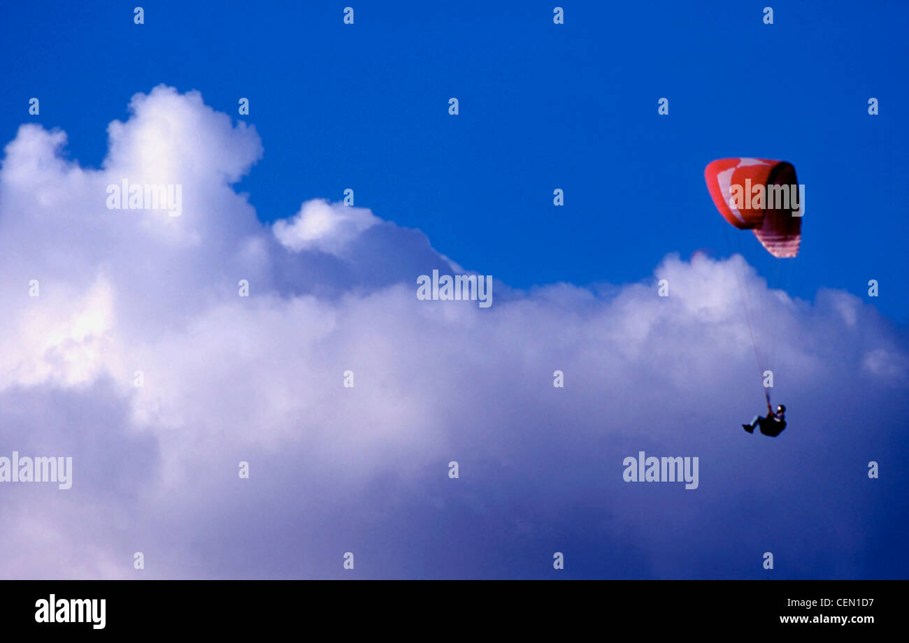Paragliding sail hi-res stock photography and images - Alamy