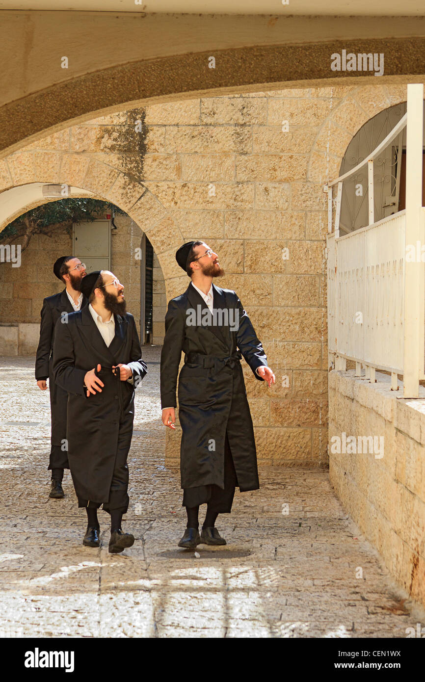Jewish men jerusalem hi-res stock photography and images - Alamy