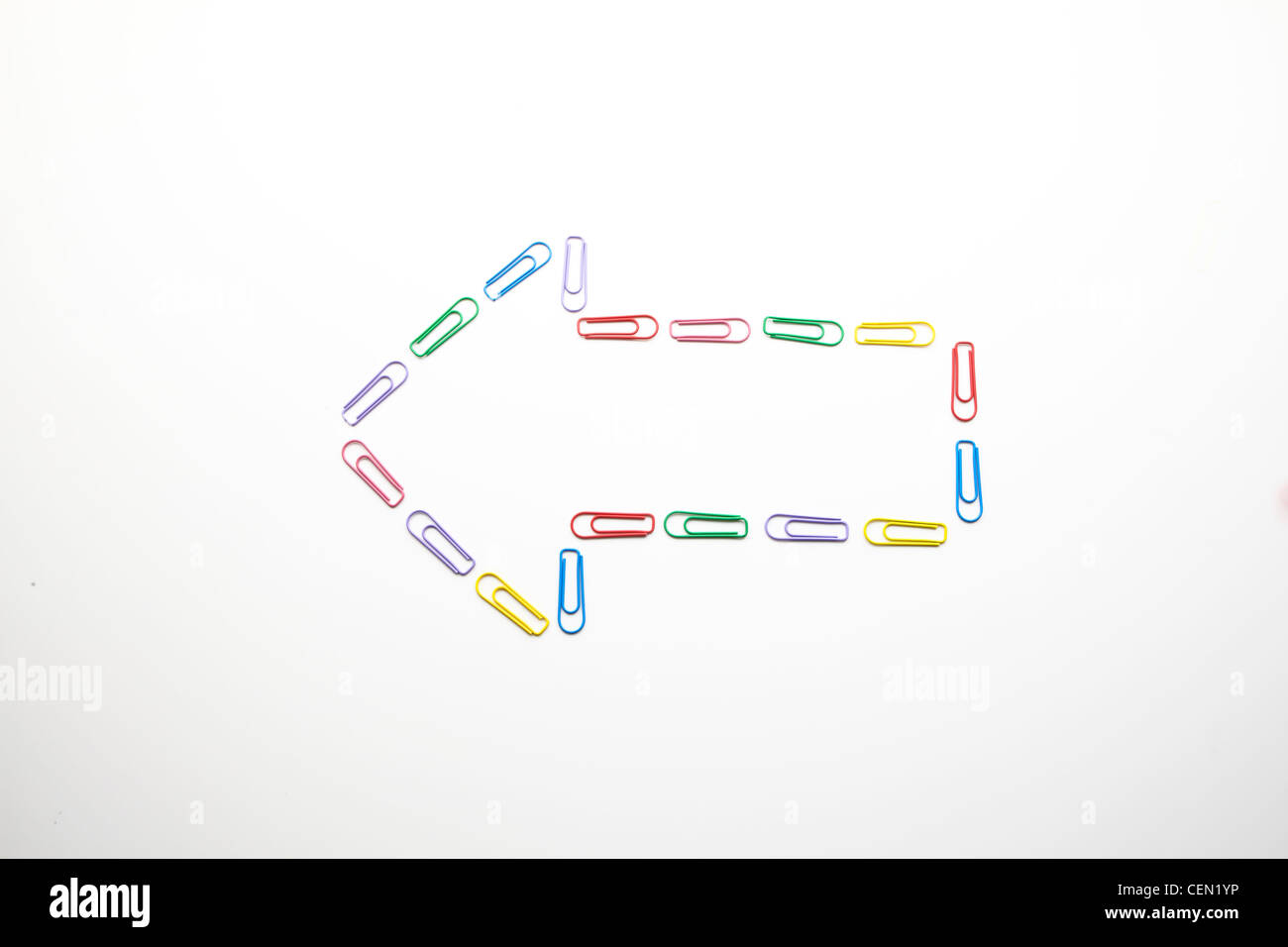 Arrow made out of paper clips Stock Photo - Alamy