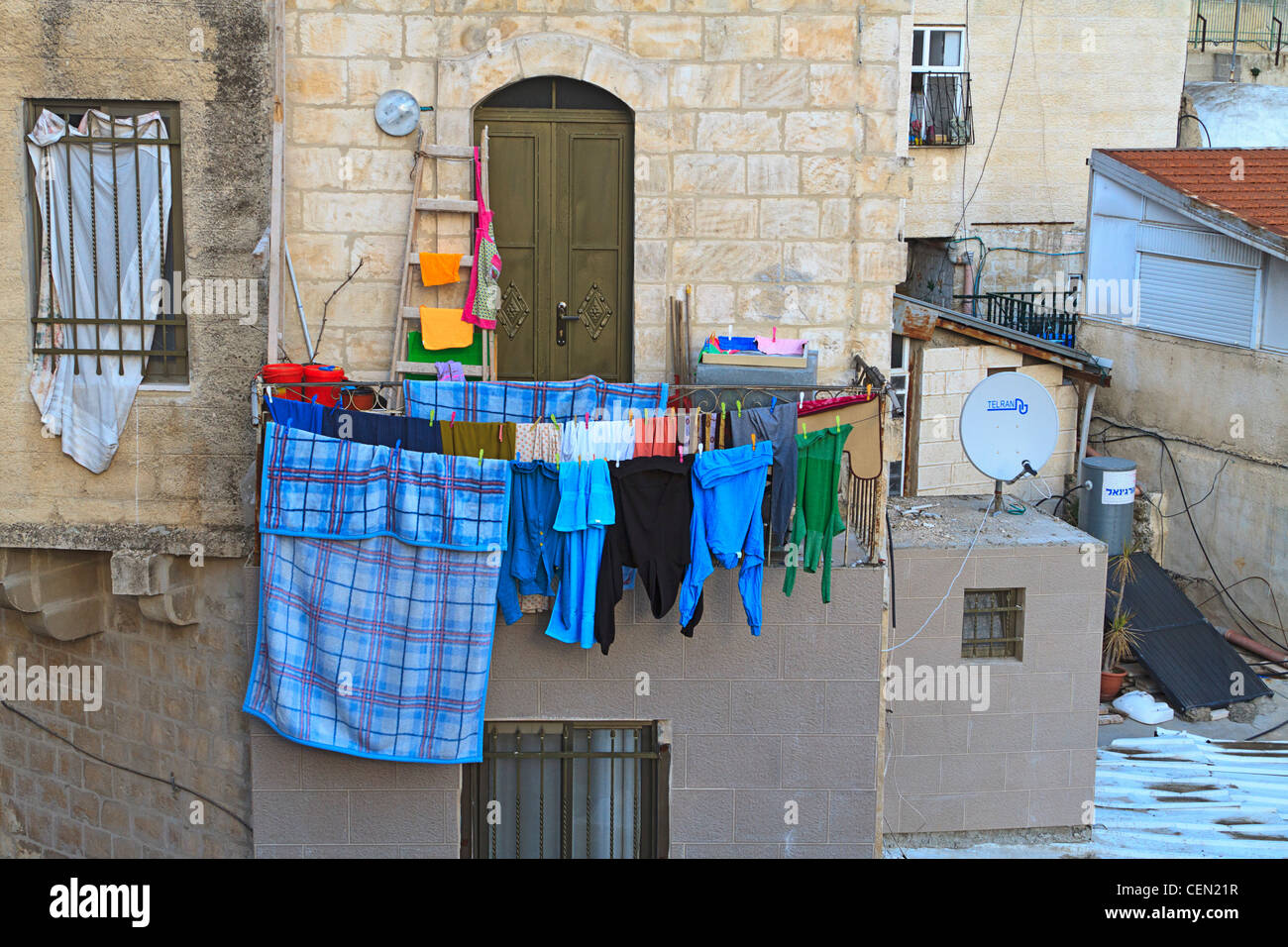 Hanging to dry jerusalem hi-res stock photography and images - Alamy