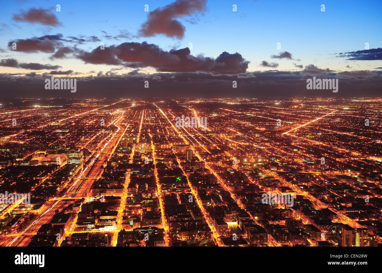 Aerial chicago skyline buildings hi-res stock photography and images ...