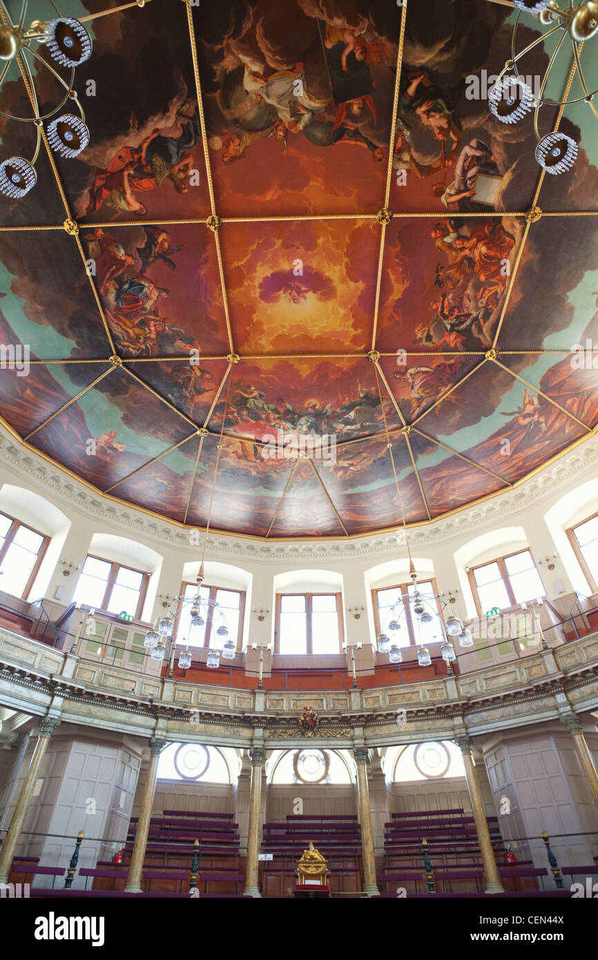 Sheldonian theatre interior hi-res stock photography and images - Alamy