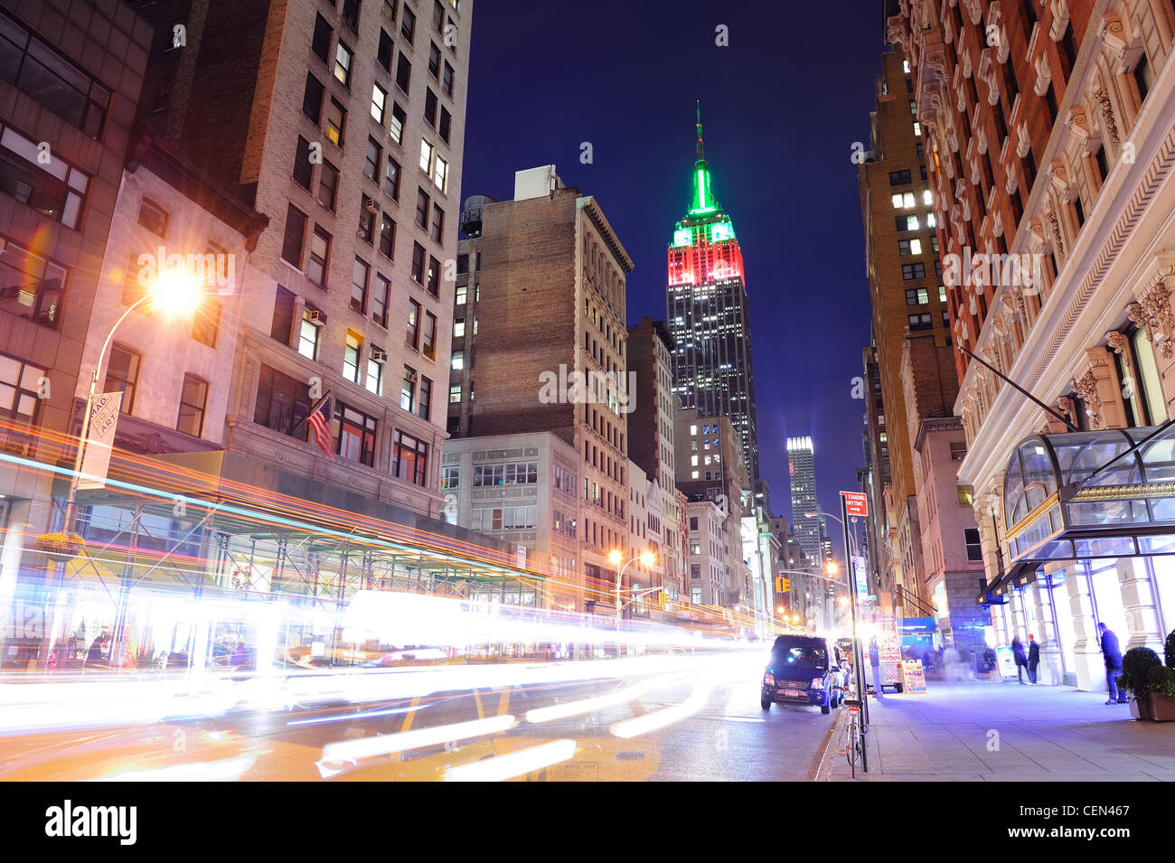Empire State Building and street Stock Photo - Alamy