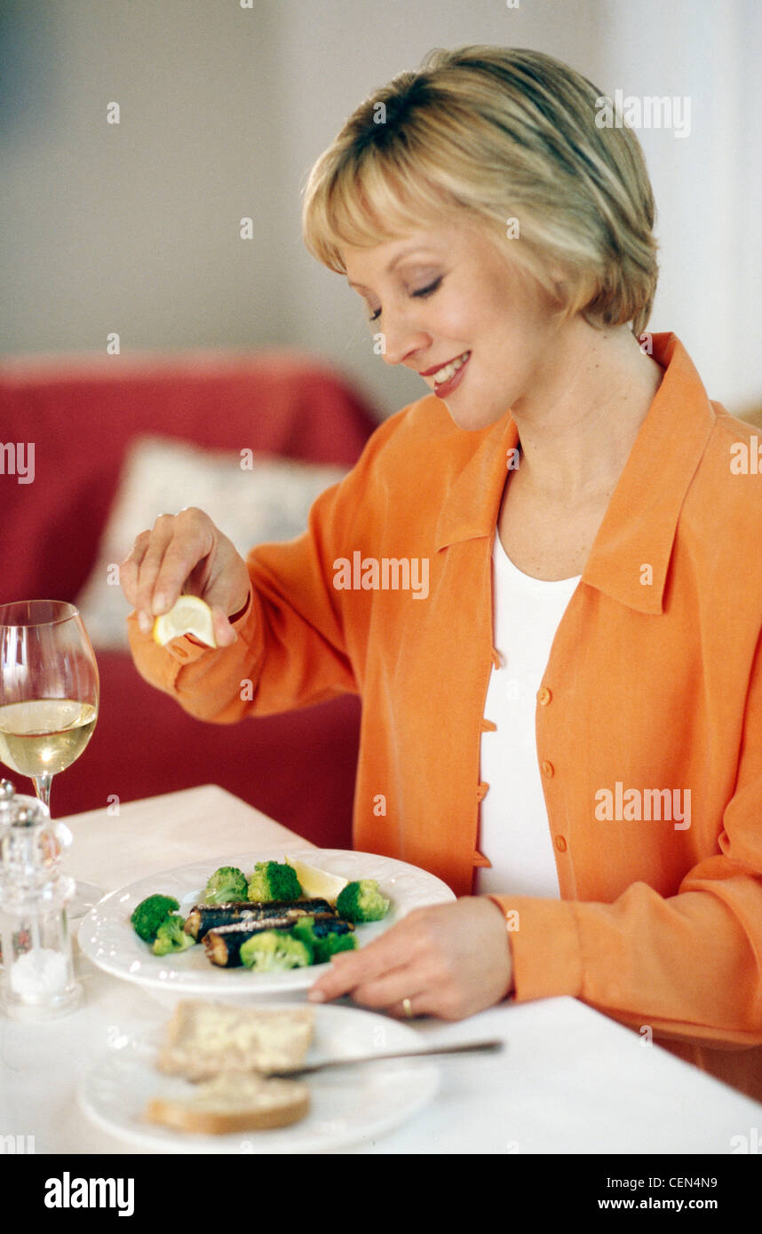 adult vertical solo people over 35 Stock Photo - Alamy