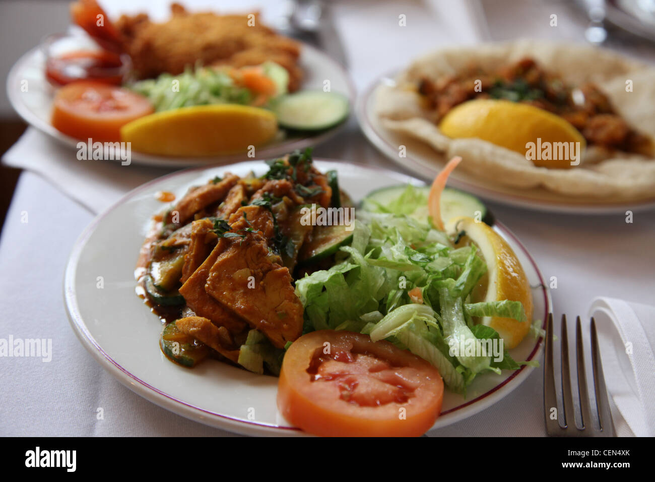 Aloo Patil chicken, Indian cuisine served in a British restaurant Stock ...